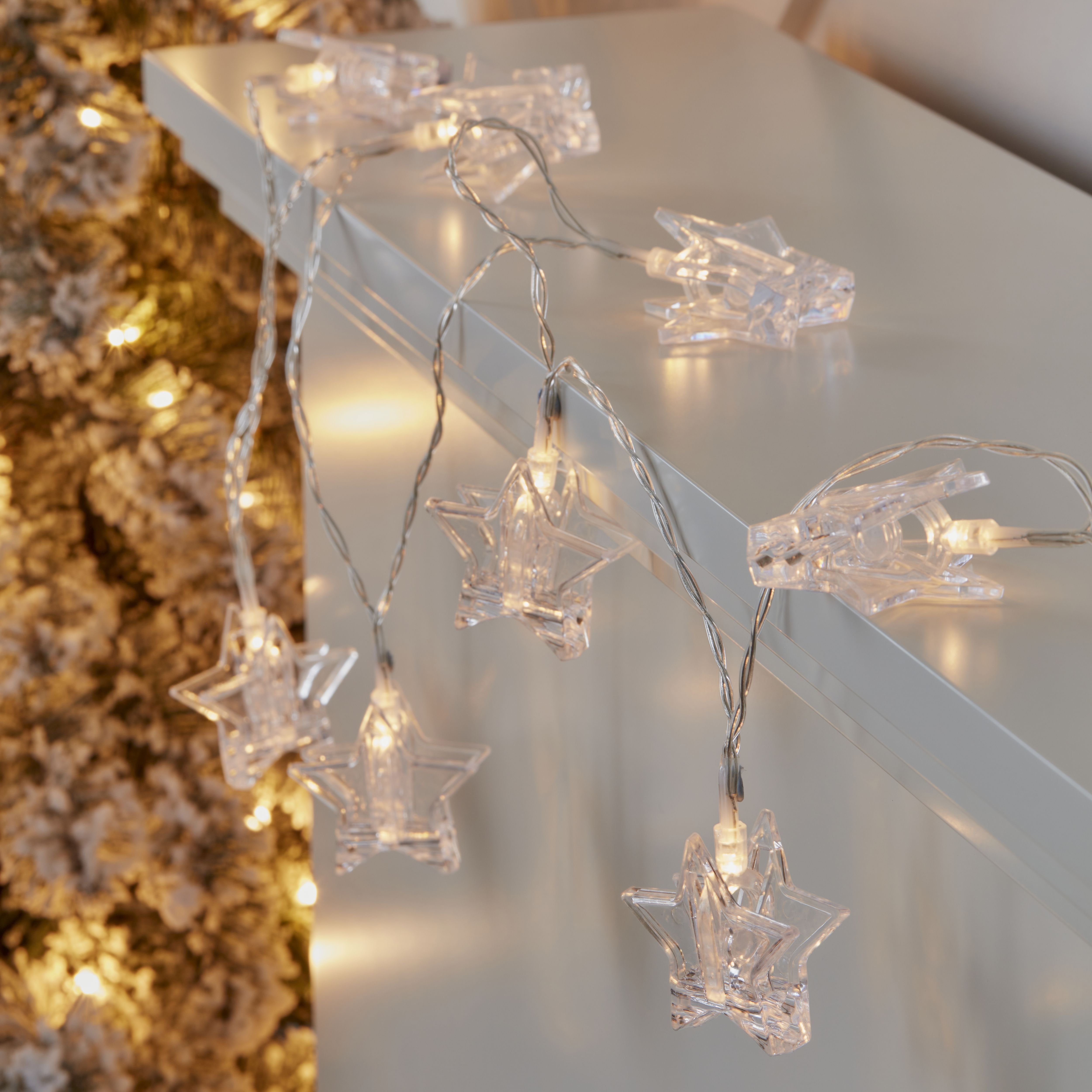 10 Warm white Star LED String lights With timer function Clear cable