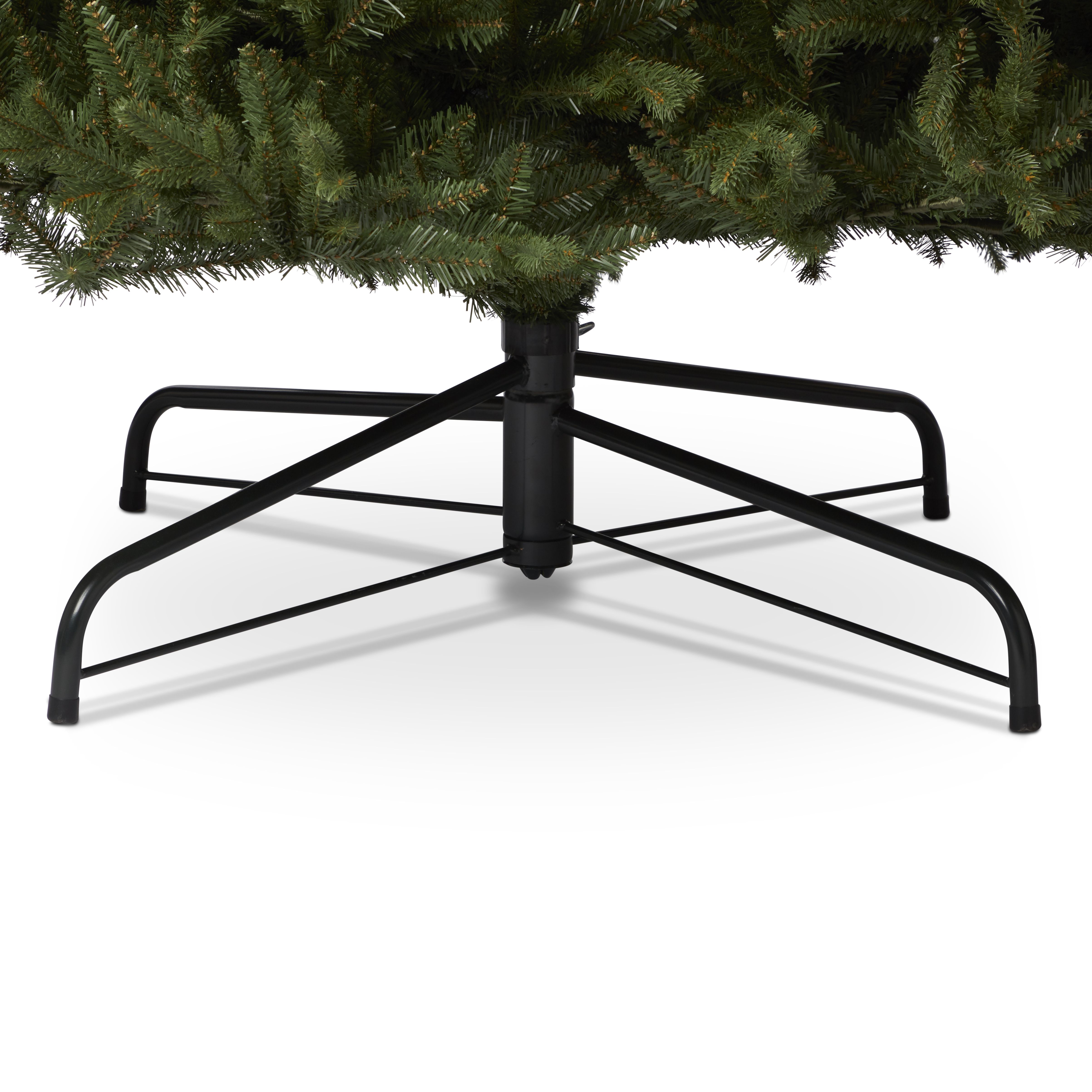 16ft Canyon Pine Green Hinged Full Artificial Christmas tree