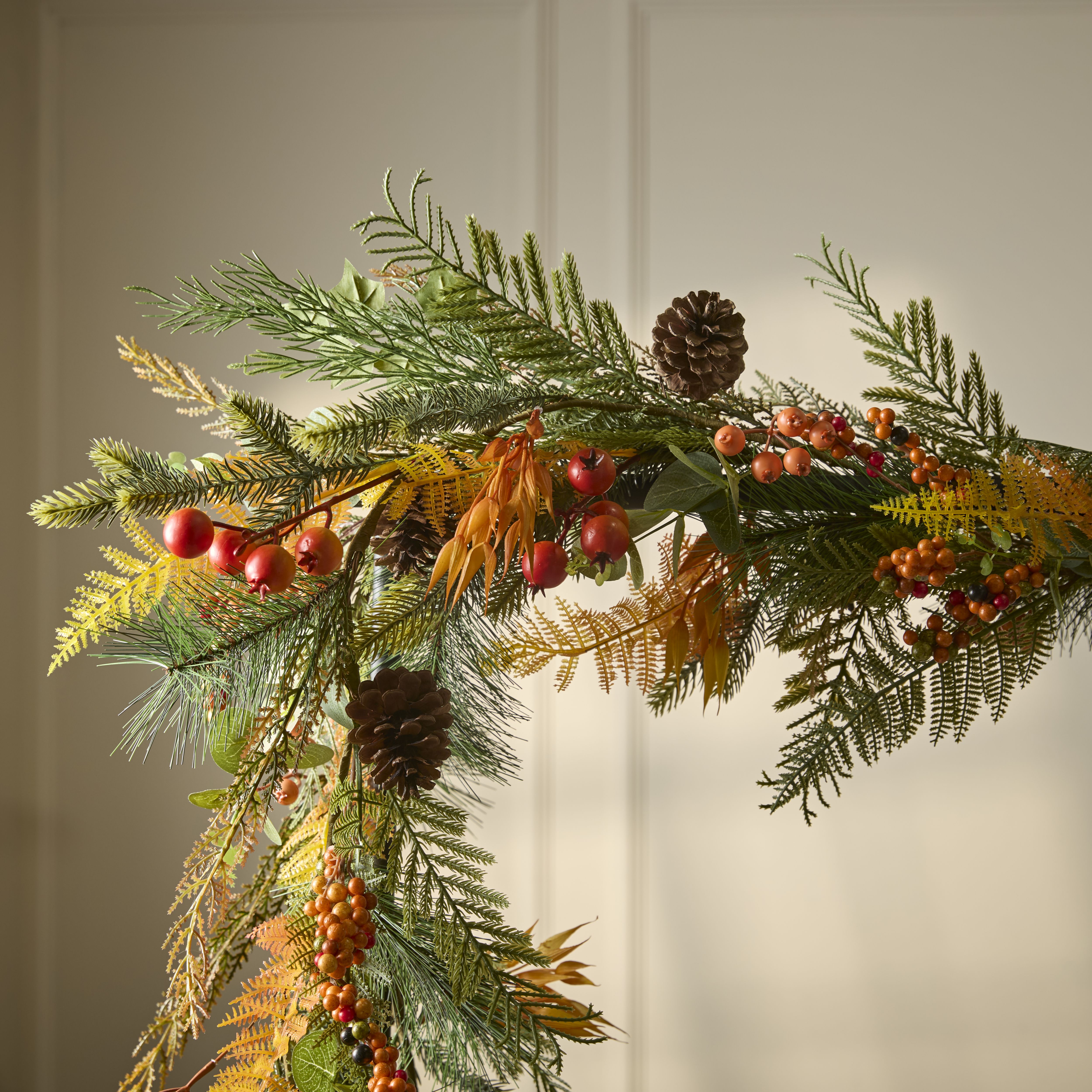 1800mm Autumn Pine cone & Berry Garland - Green