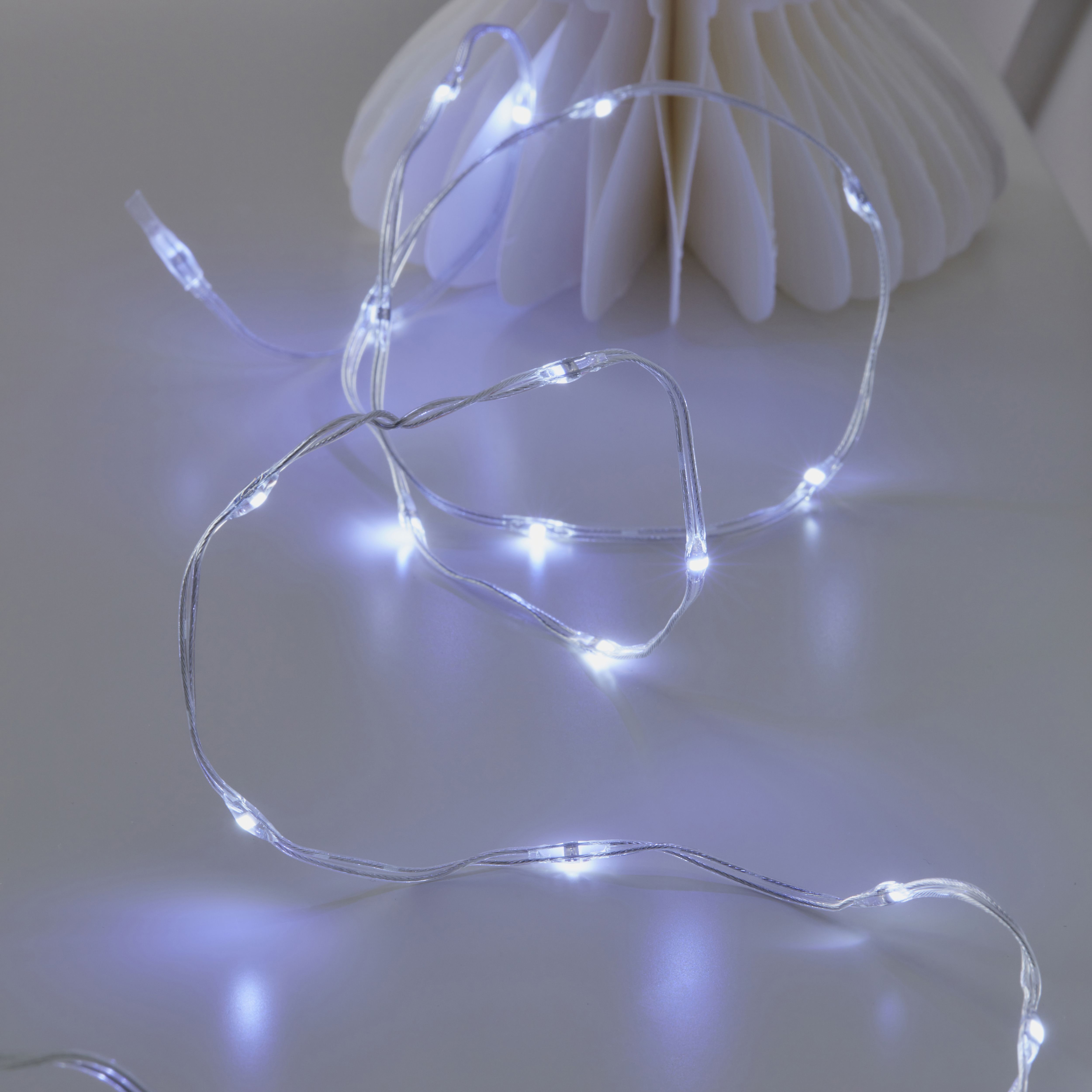 20 Ice white LED String lights With timer function Clear cable