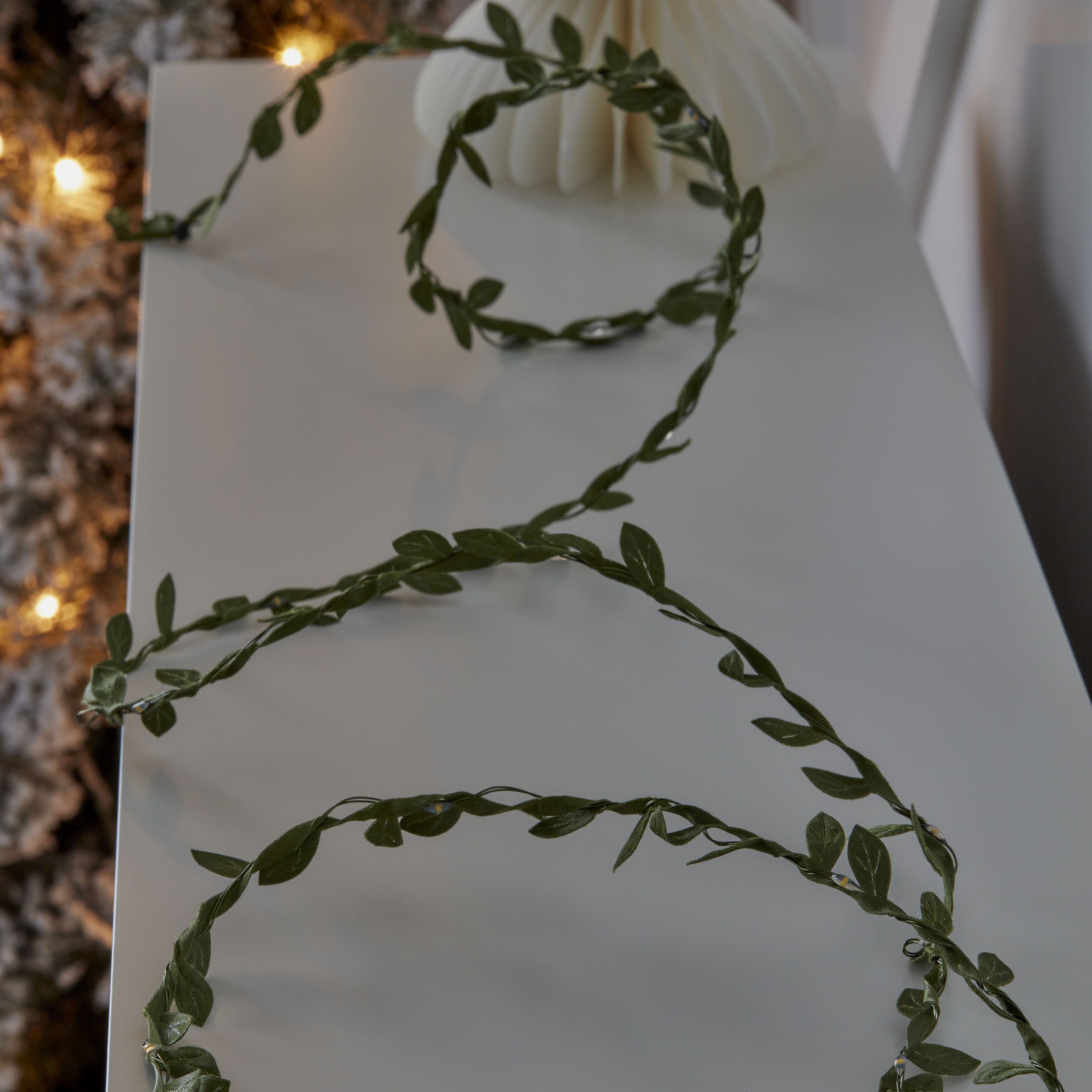 20 Warm white LED With timer function String lights with 2.2m Green cable