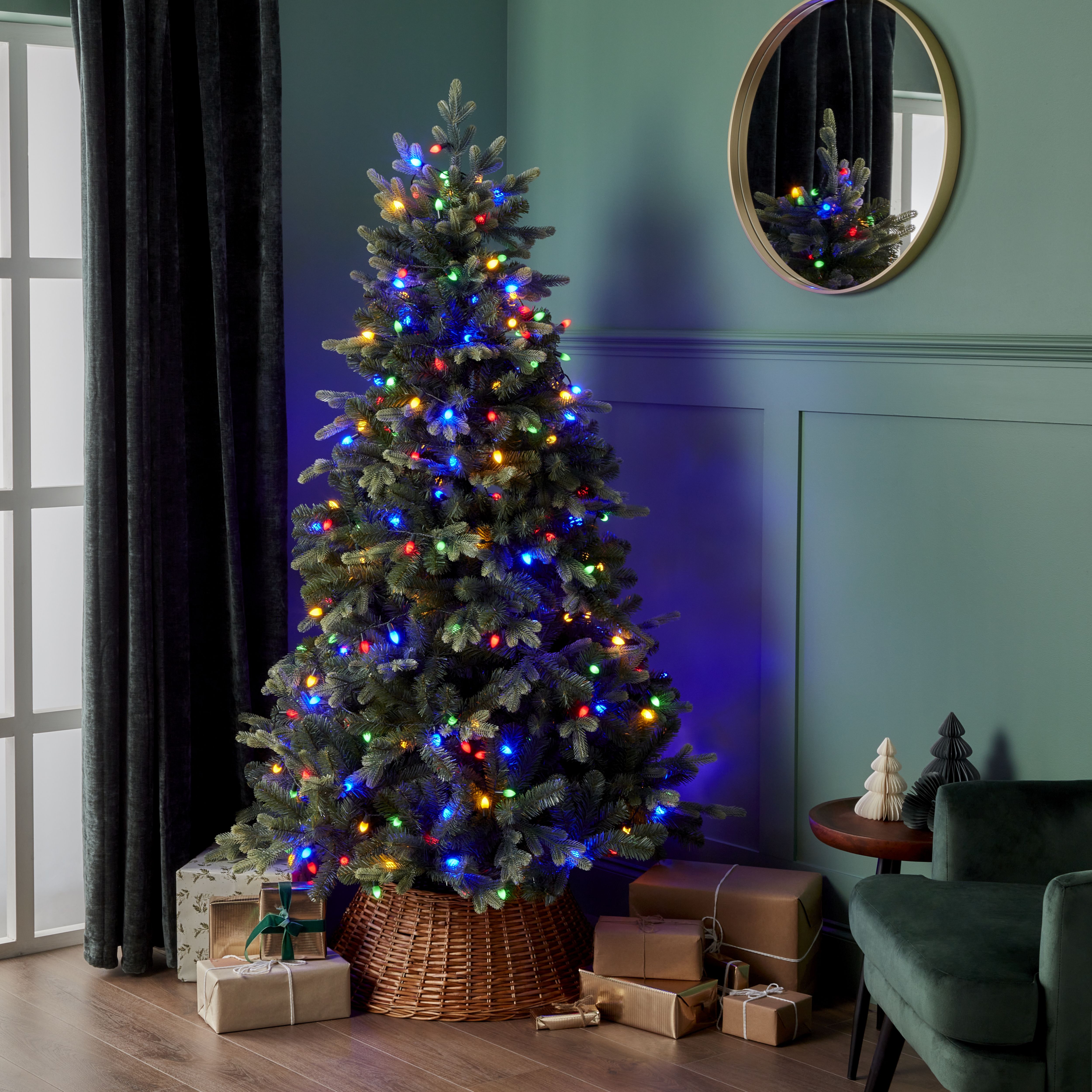 240 Multicolour LED String lights With timer function Green cable