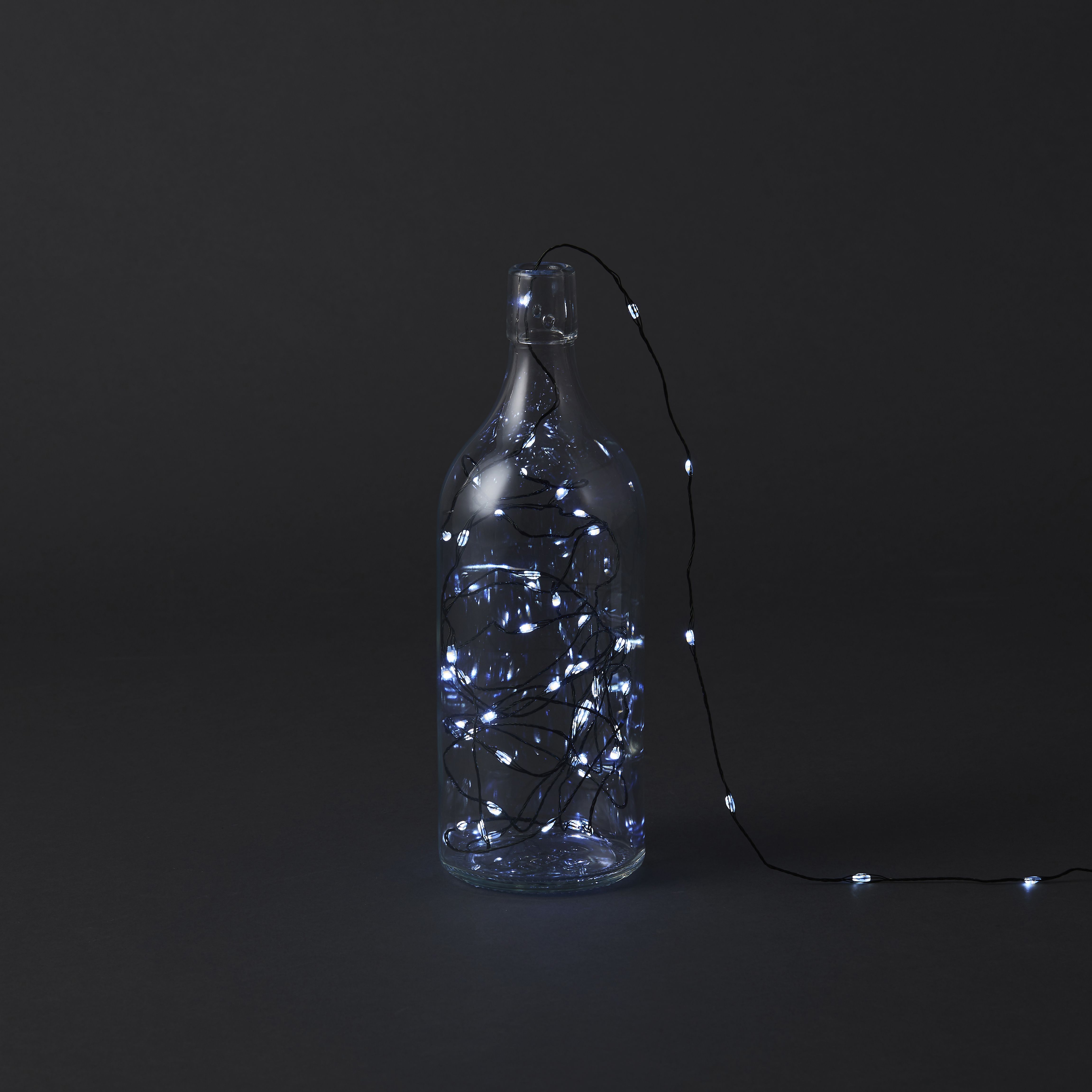 300 Ice white & warm white LED String lights With timer Green cable