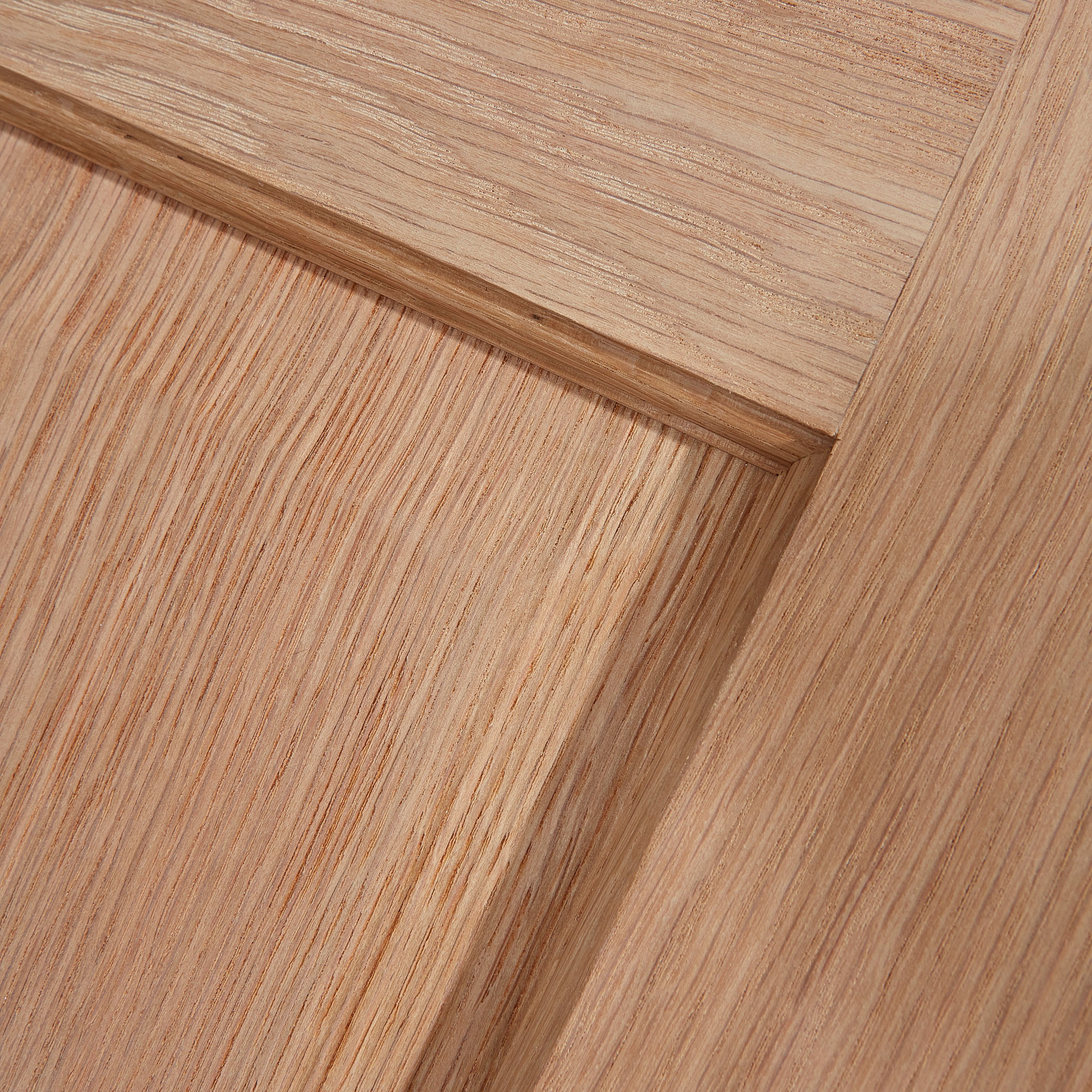 4 panel Classic Oak veneer Internal Door, (H)1981mm (W)762mm (T)35mm