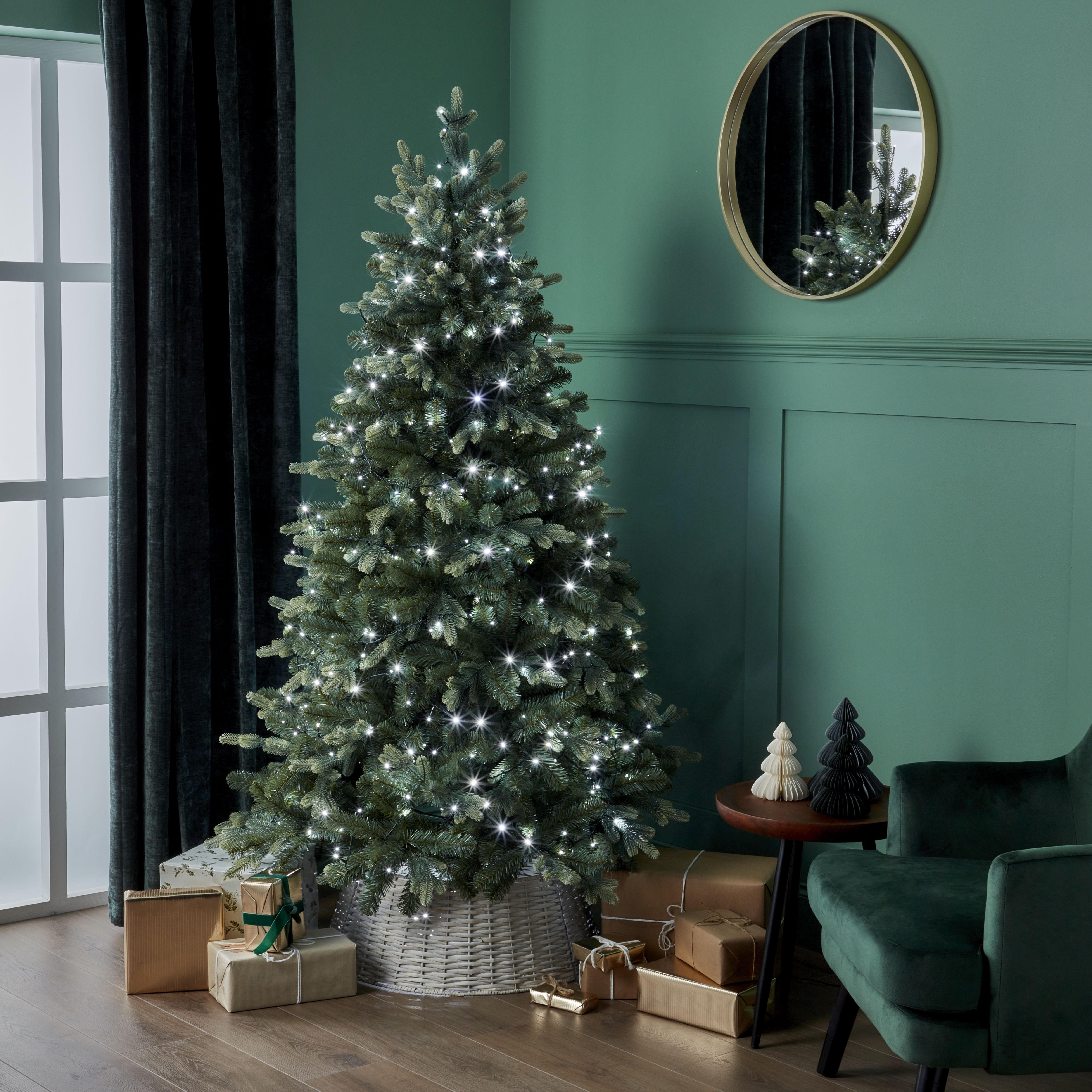 400 Ice white LED String lights With timer function Green cable