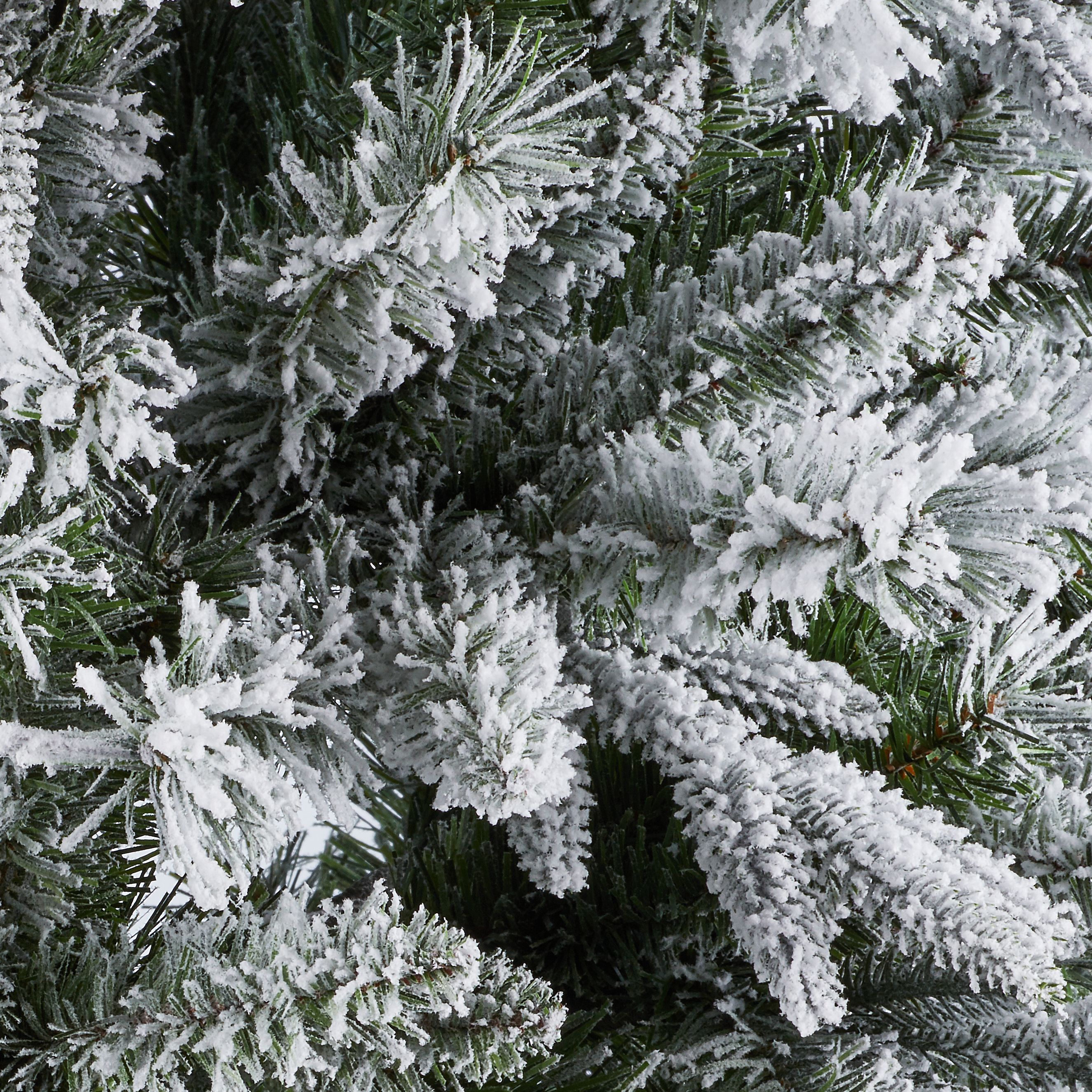 6ft Kabru Snowy Green Snow tipped effect Hinged Full Artificial ...