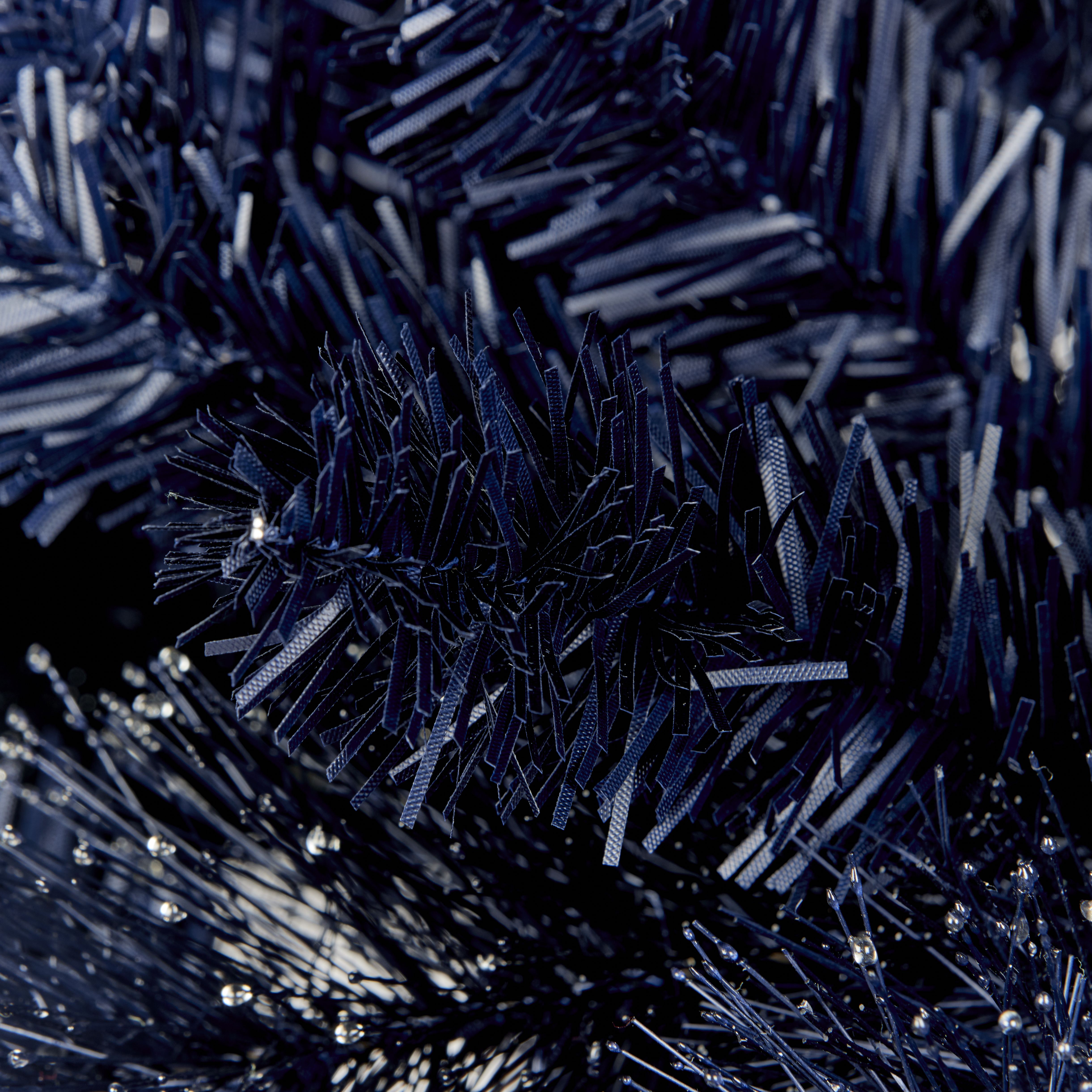 6ft Midnight Blue Hinged Full Artificial Christmas tree