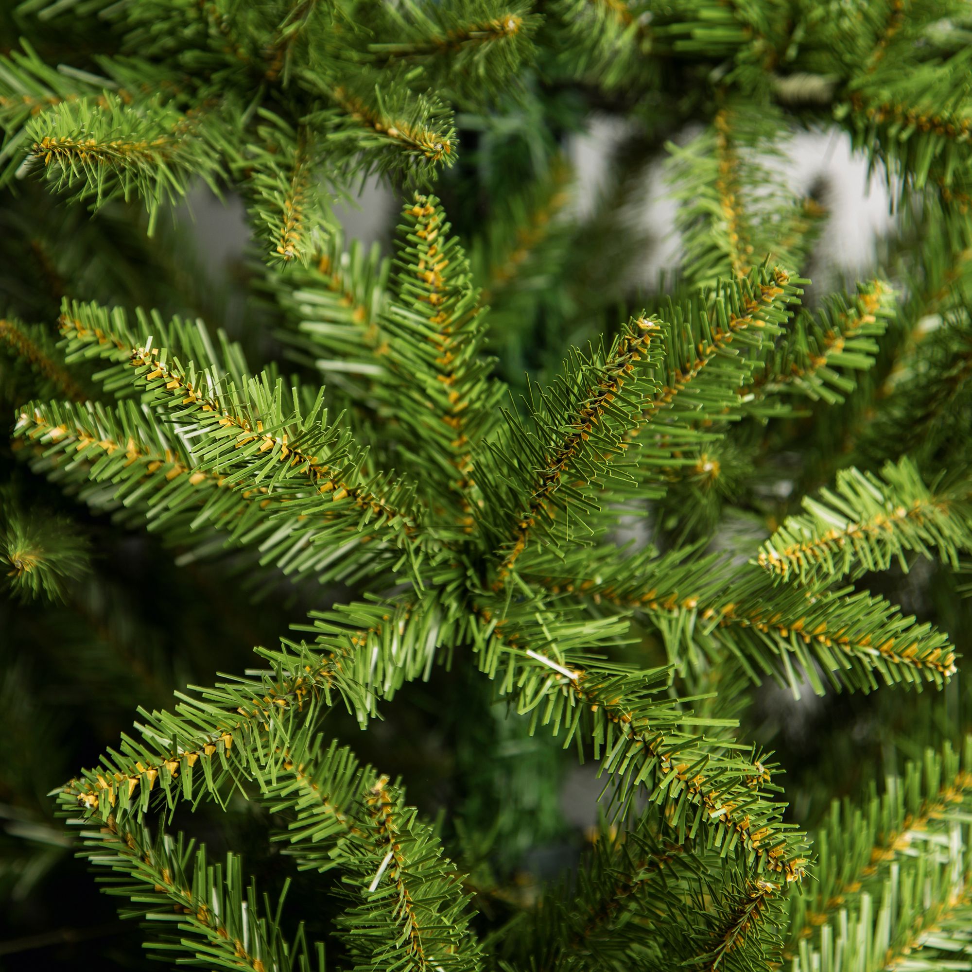 8ft California Spruce Green Hinged Full Artificial Christmas tree