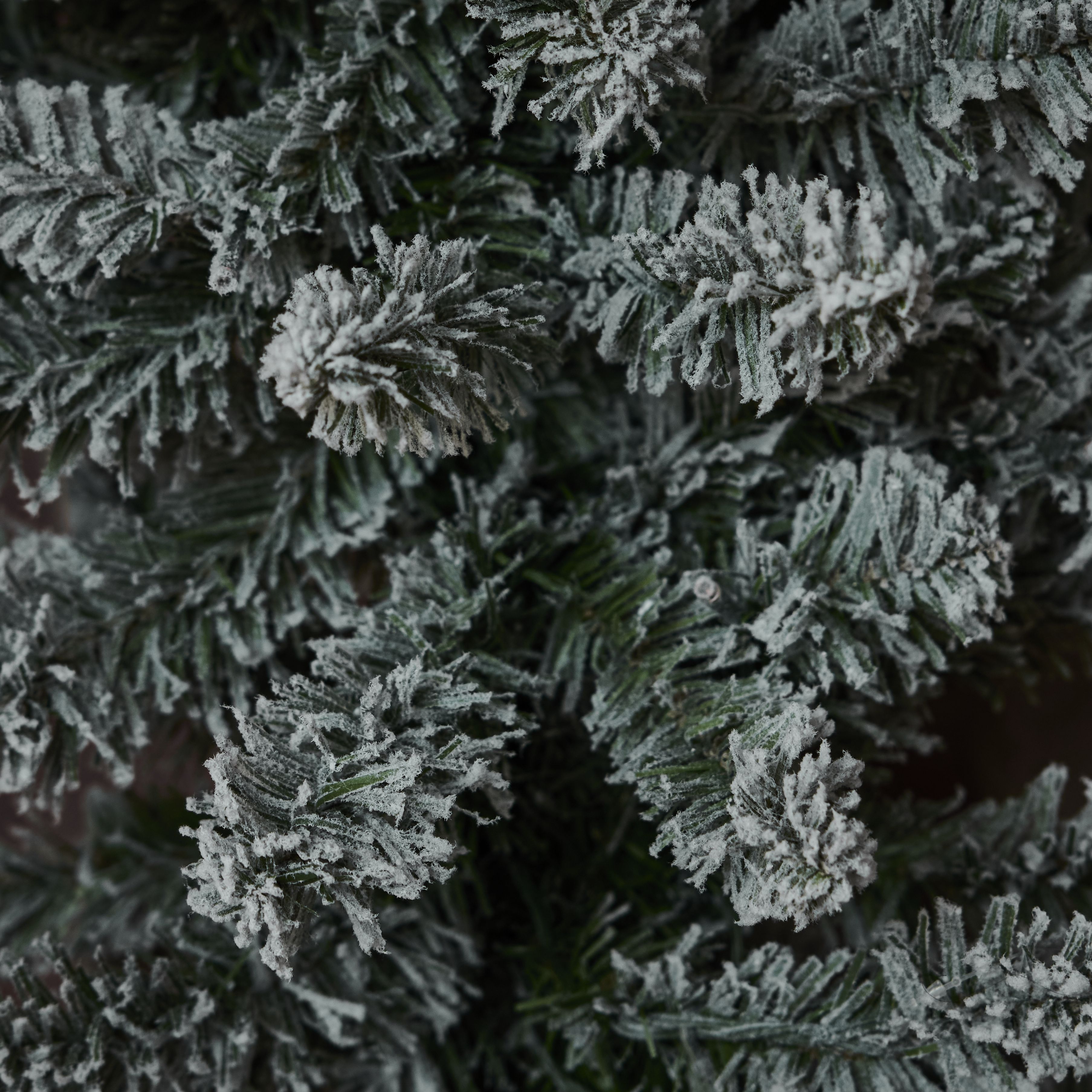 8ft Frosted effect Artificial Christmas tree arch - Green