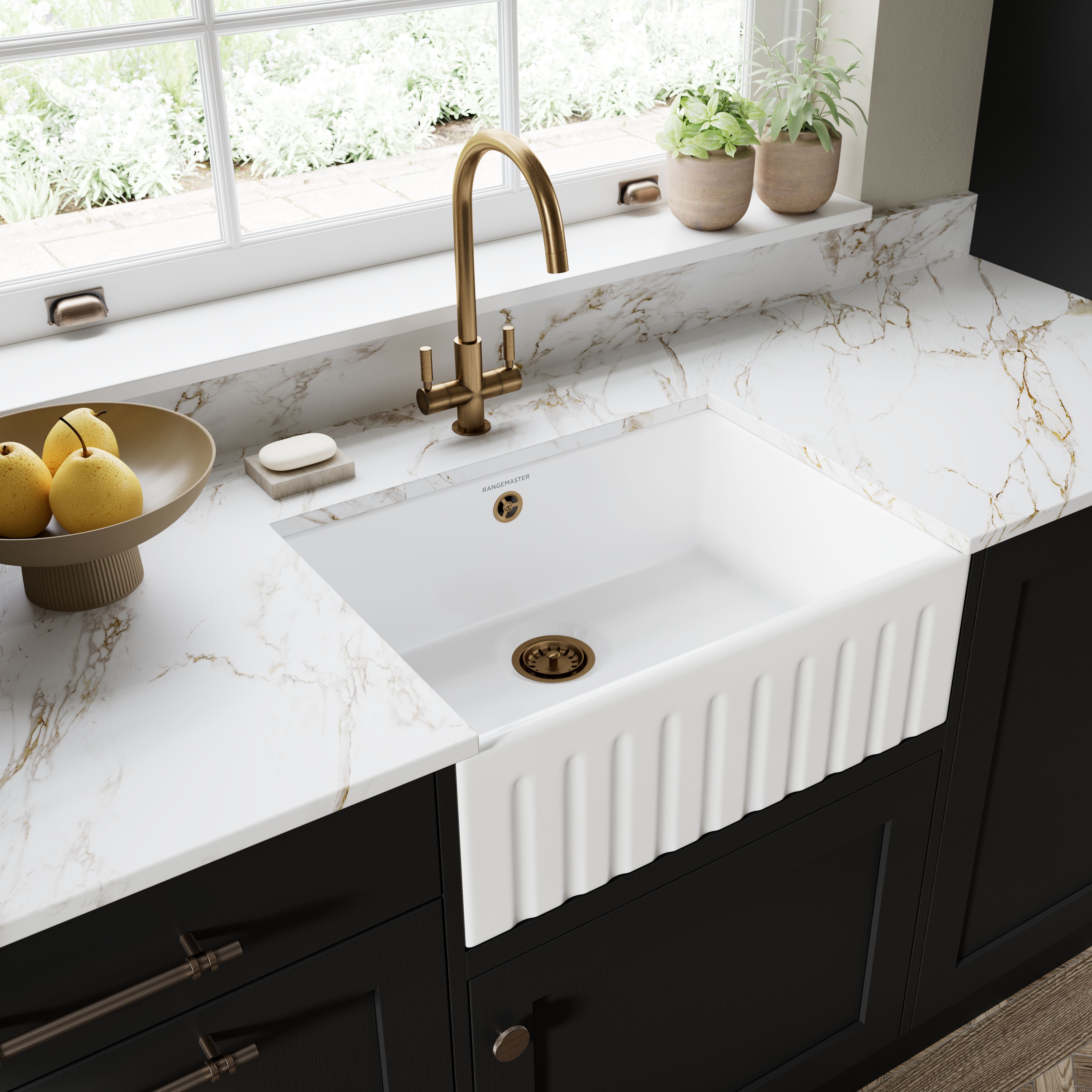 Abode Ridge Aged brass effect Kitchen Lever Tap