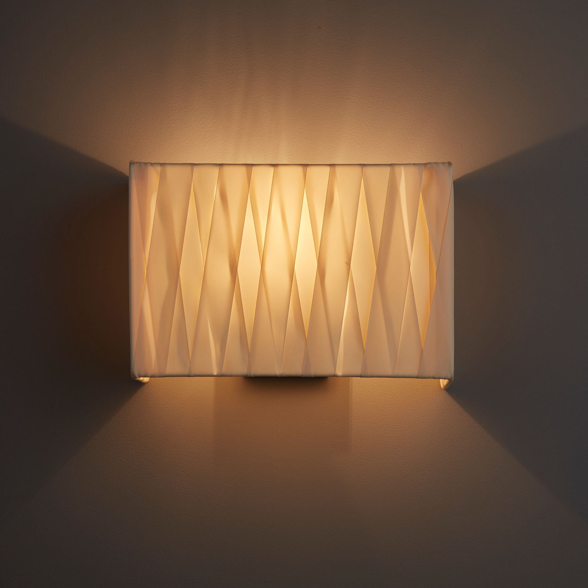 Acasia Matt Ivory Paint effect Wall light | DIY at B&Q