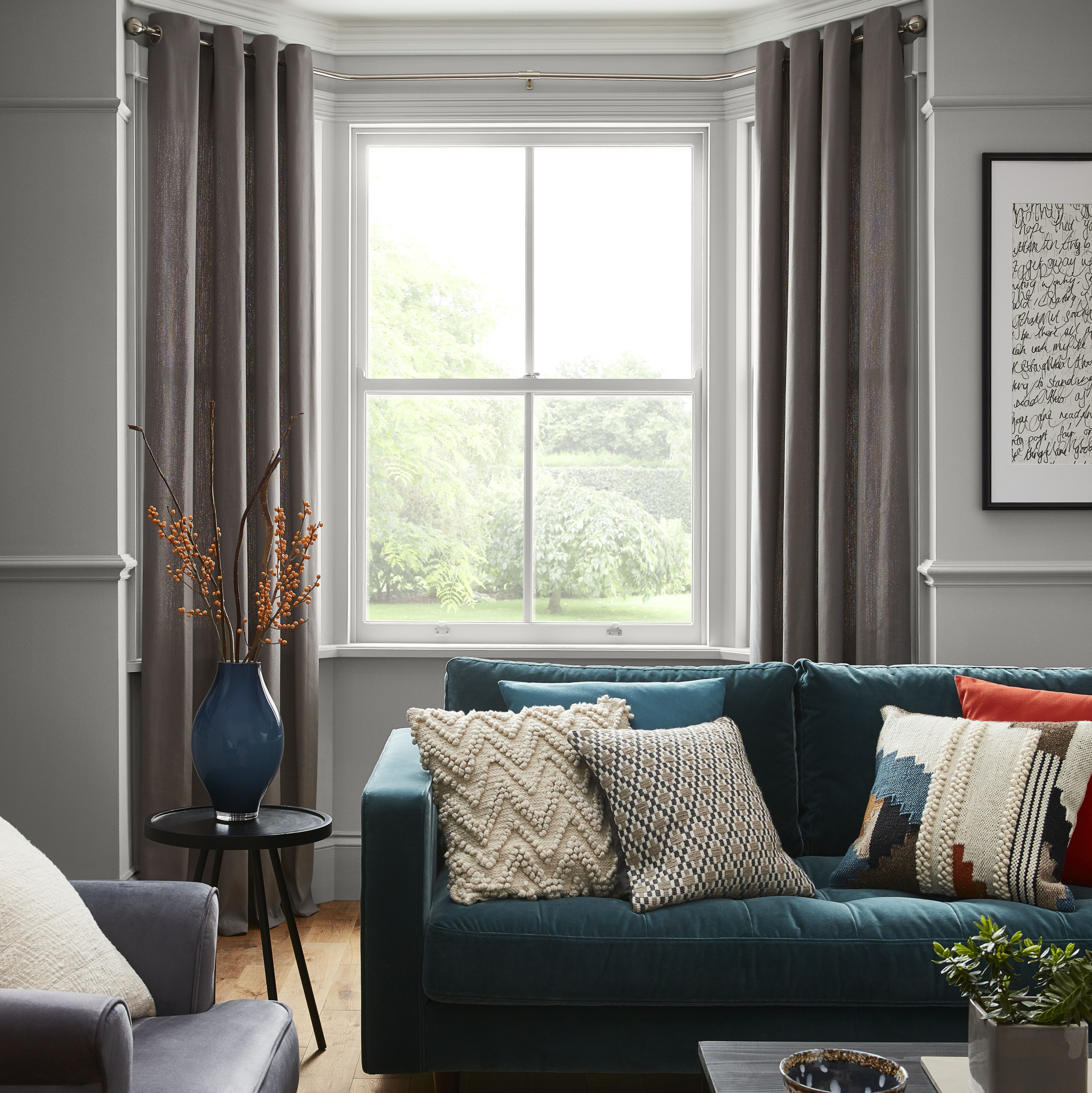 Ambre Multicolour Rug loop Woven & jacquard effect Indoor Cushion, (L ...