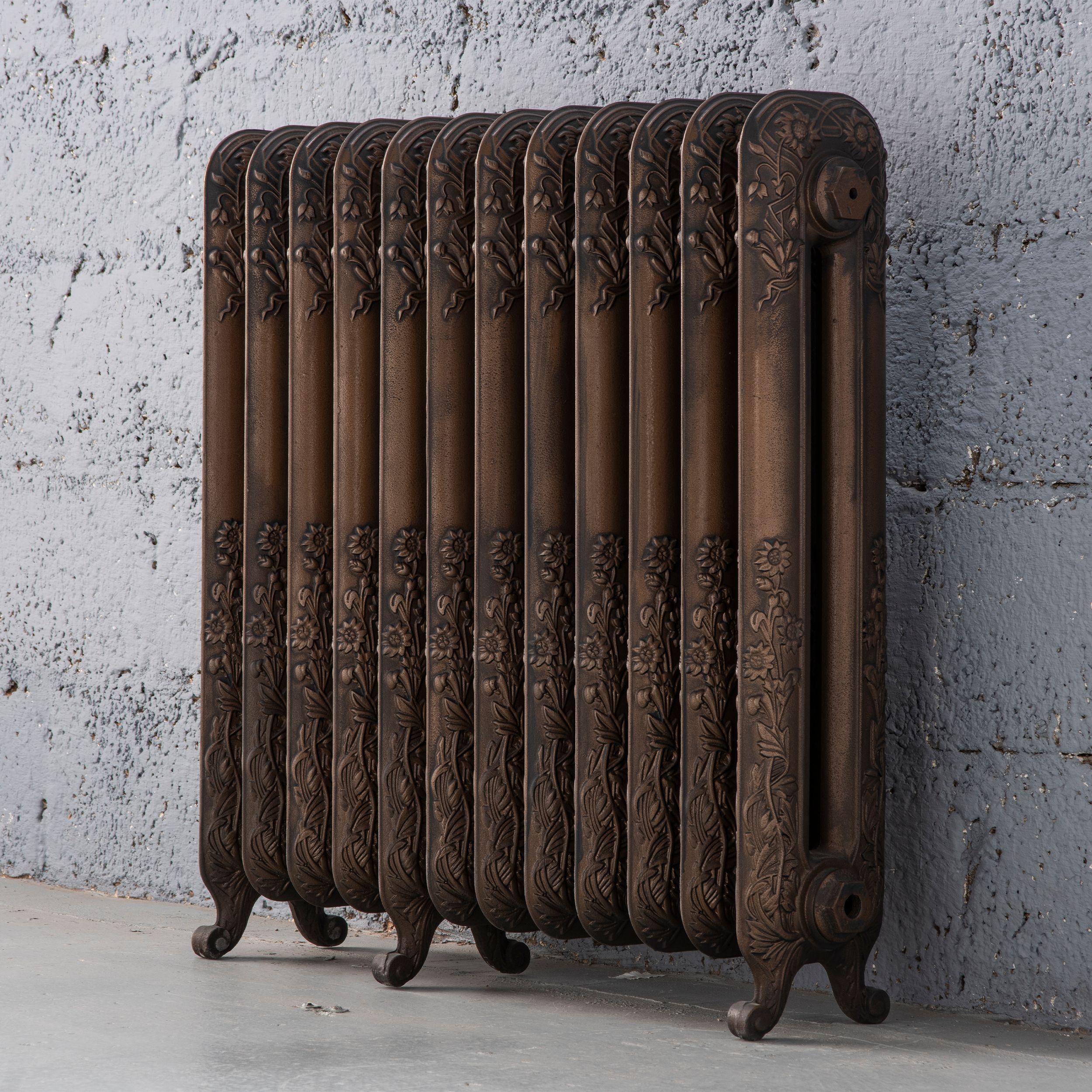 Arroll Daisy Cast iron Bronze 12 Column Radiator, (W)814mm x (H)794mm