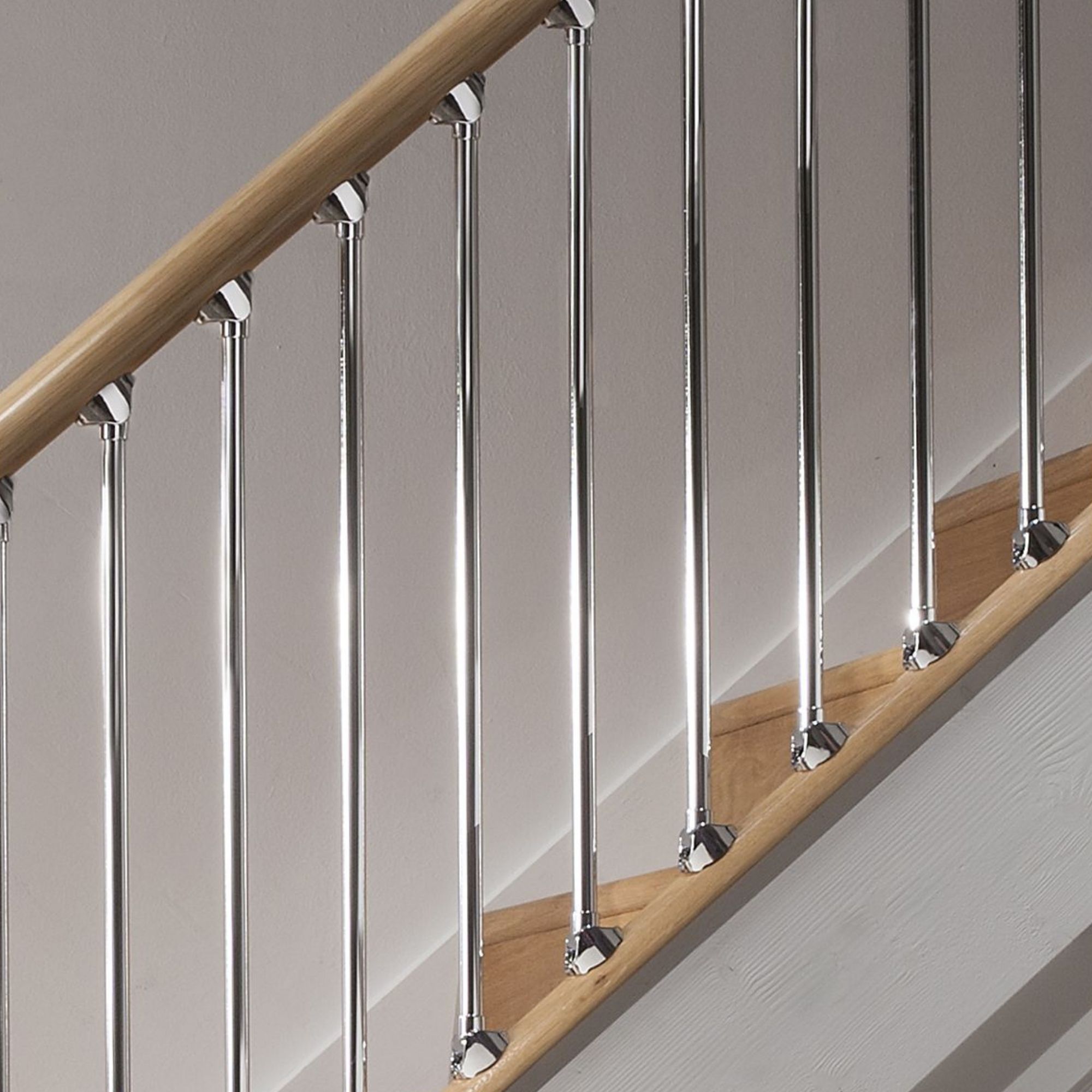 Axxys® Metal Staircase baluster (H)725mm (W)19mm | DIY at B&Q
