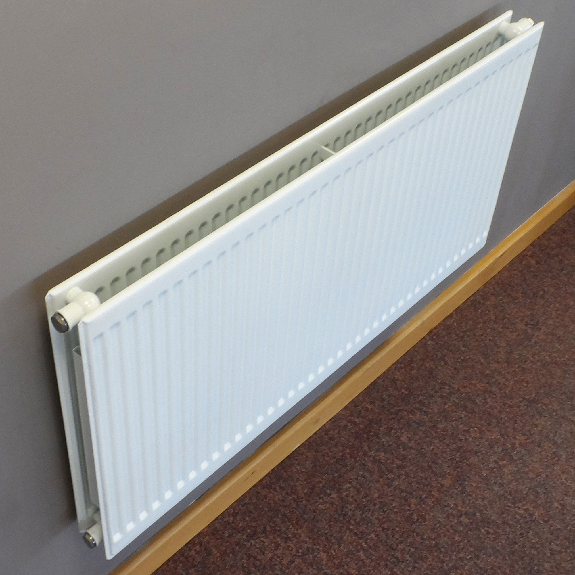 Barlo Type 21 Panel Radiator, White (W)900mm (H)600mm | DIY at B&Q