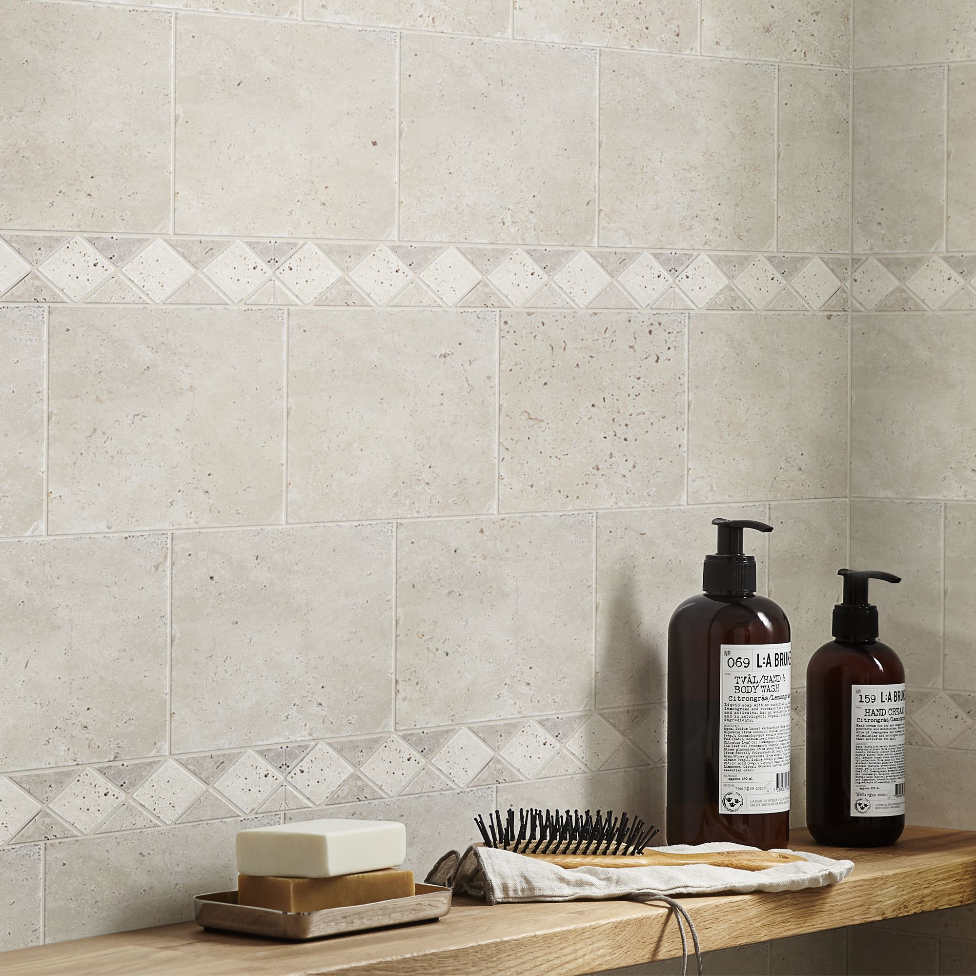 Beige Diamond Stone effect Natural stone Border tile, (L)300mm (W)67mm