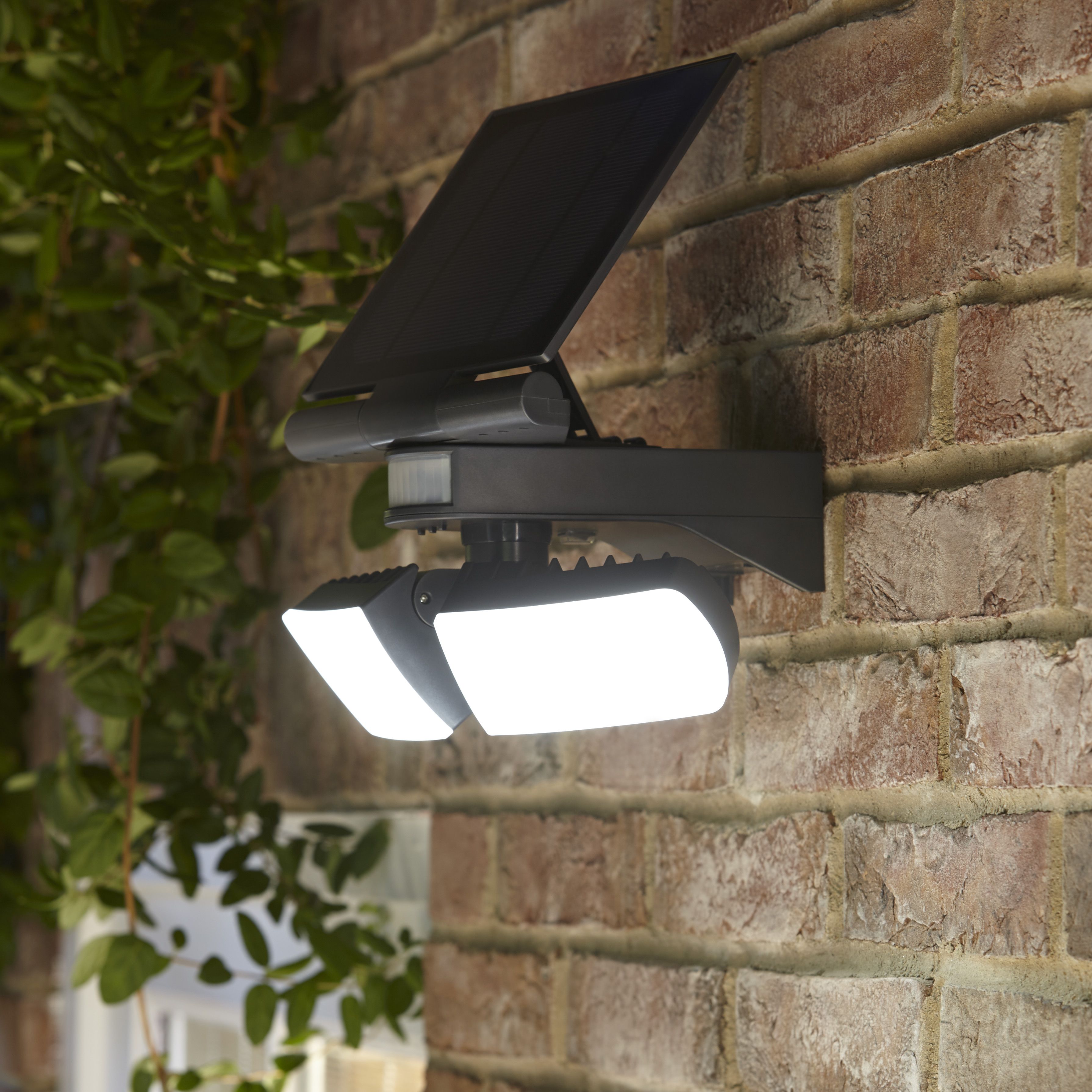 Blooma Brampton Charcoal grey Solar-powered LED PIR With motion sensor ...