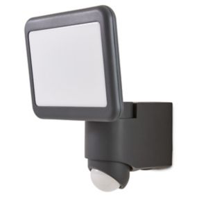 Blooma Security lighting | Outdoor lights | B&Q