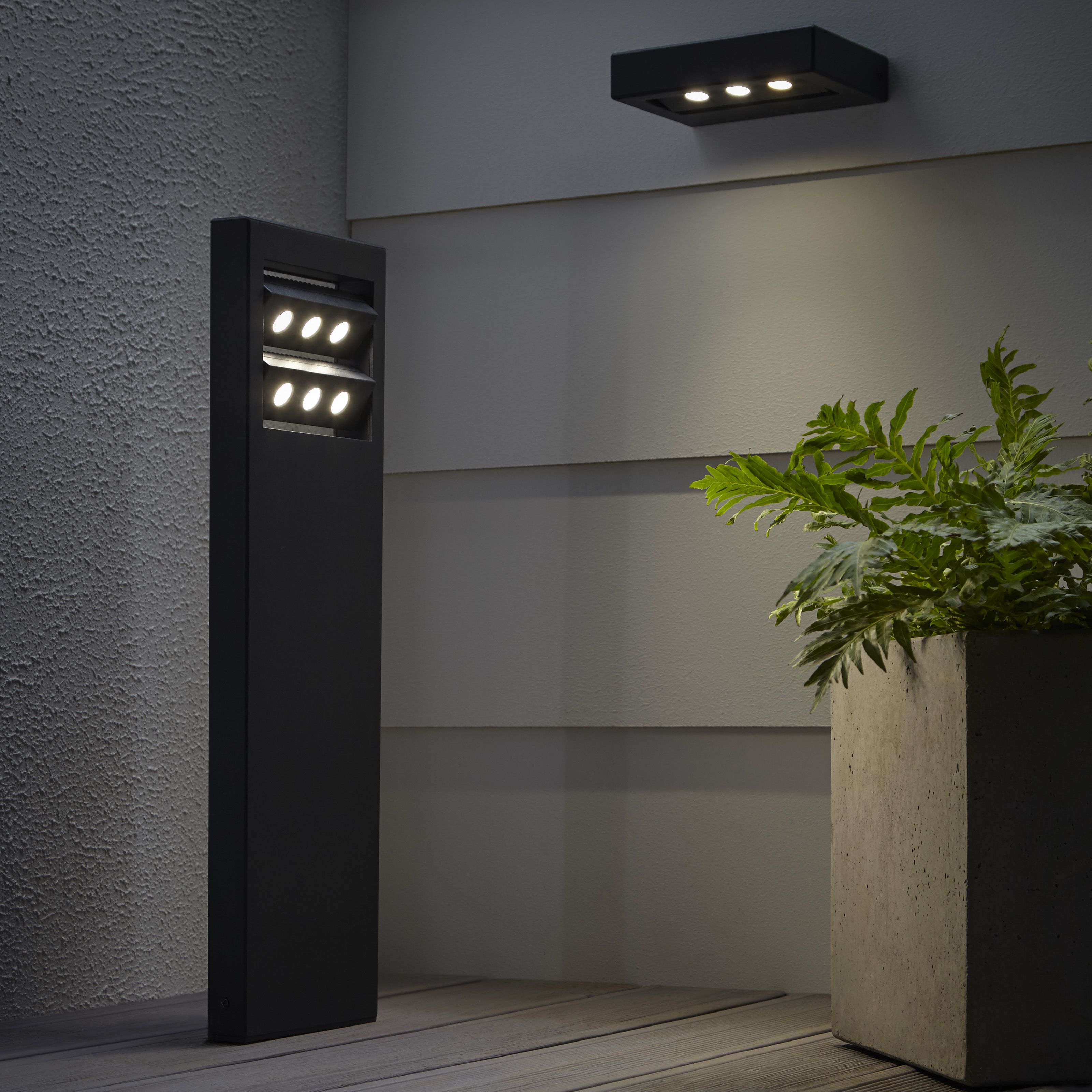 Blooma Noatak Matt Charcoal grey Mains-powered LED Outdoor Wall light 500lm