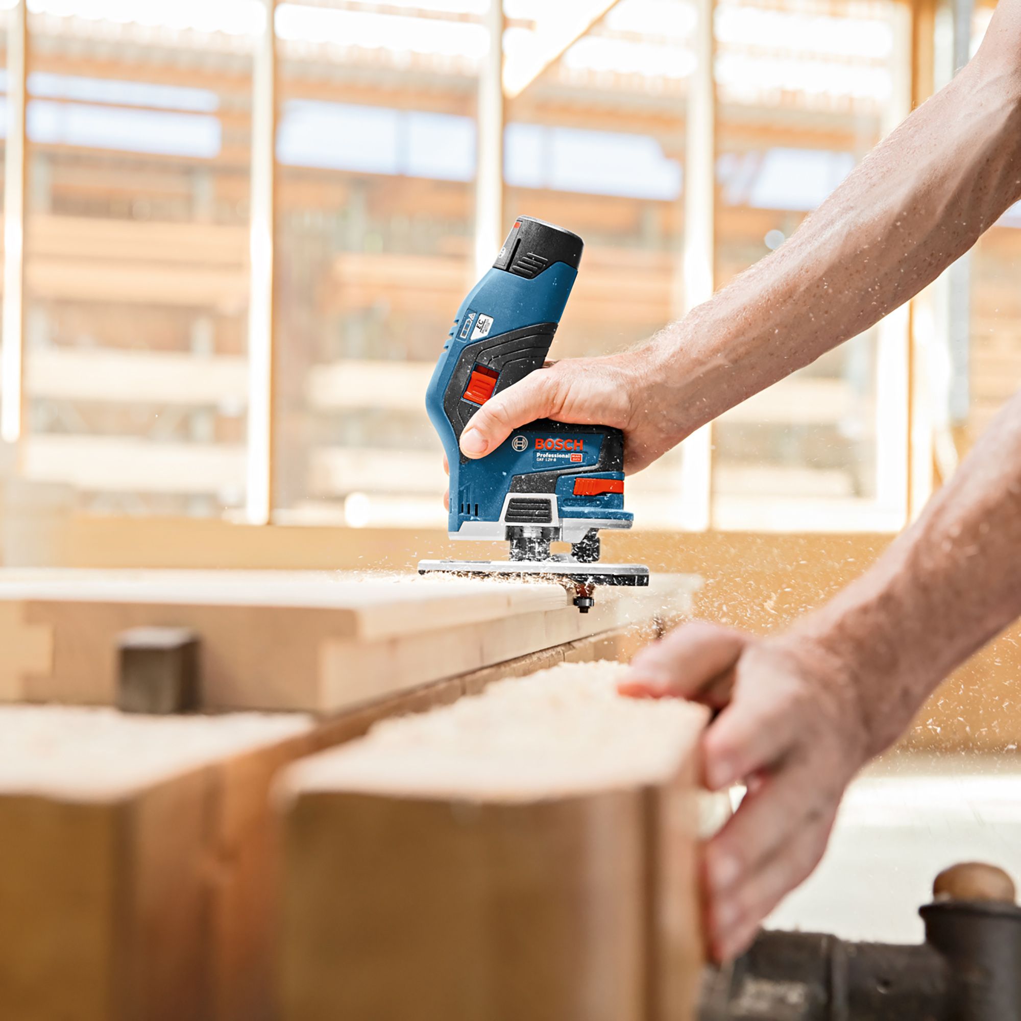 Bosch 12V Airstream Cordless Plunge Router (Bare Tool) - GKF 12V 8