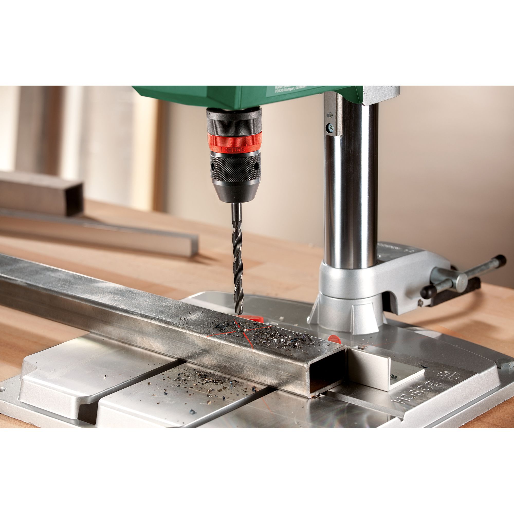 Bosch 230V 710W Pillar drill PBD 40 | DIY at B&Q