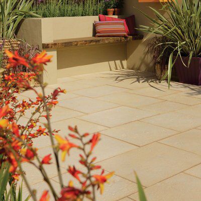 Bradstone Aged riven Cotswold Reconstituted stone Paving set, 9.72m² (L ...