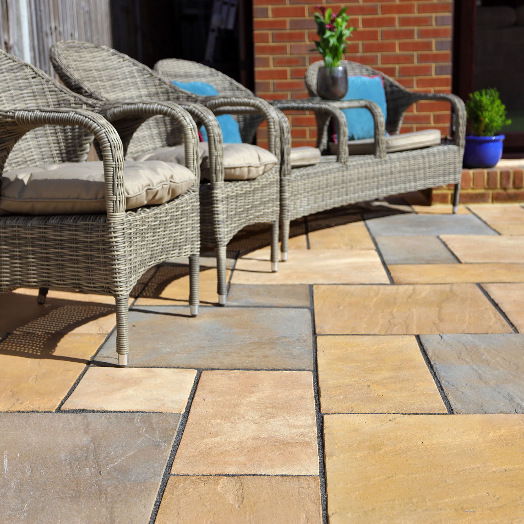 Bradstone Autumn Gold Concrete Paving slab, 10.79m² (L)600mm (W)600mm ...