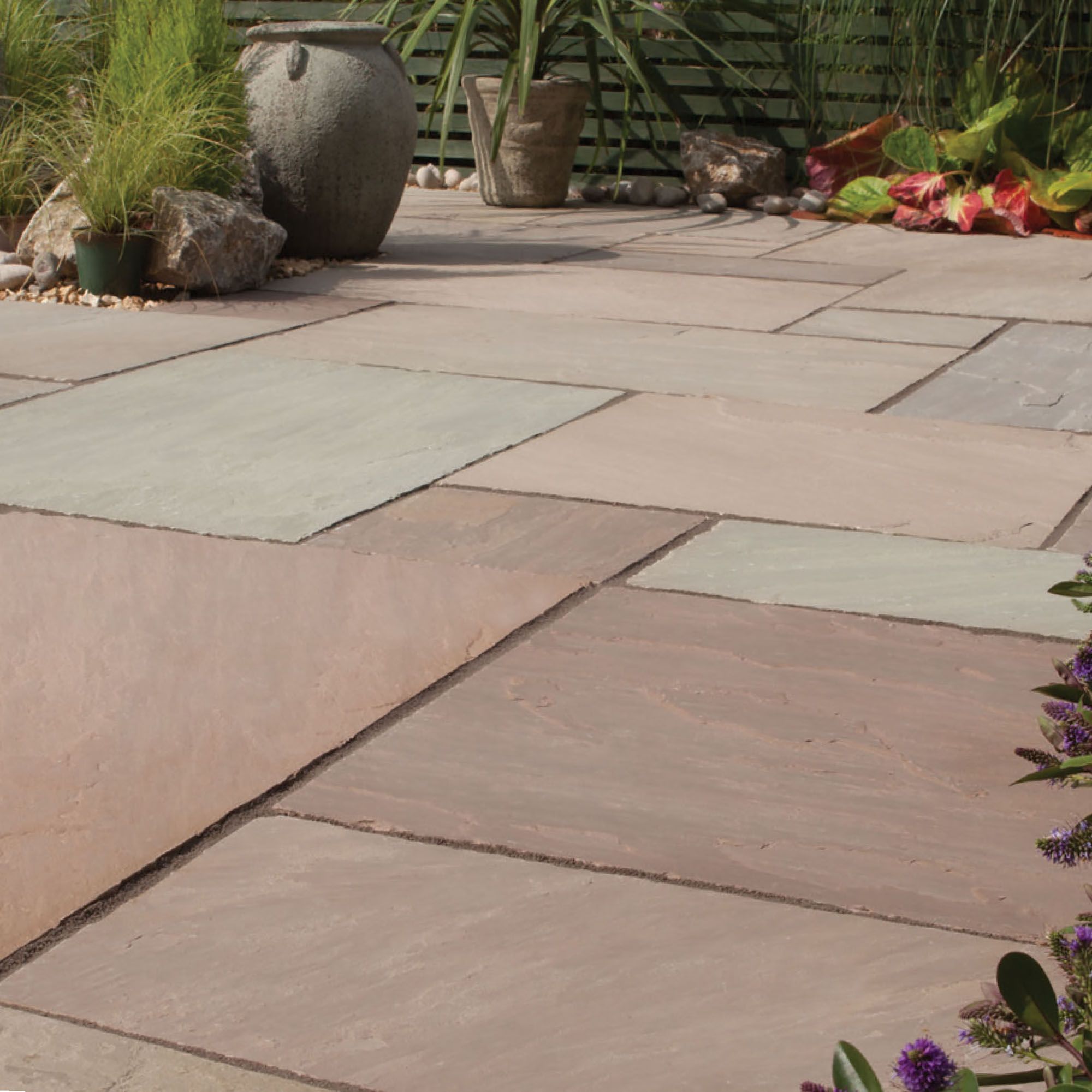 BRADSTONE IMPERIAL GREEN SANDSTONE PAVING SLAB, 15.75M² (L)900MM (W ...