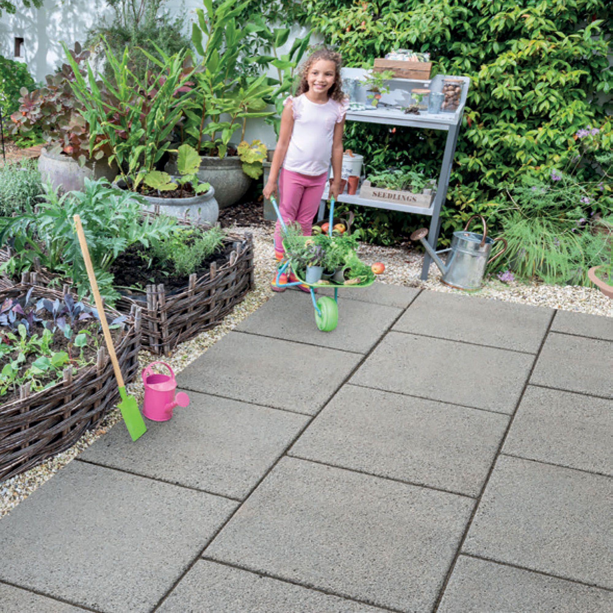 Bradstone Mahina Dark Grey Concrete Paving slab, 7.2m² (L)600mm (W ...