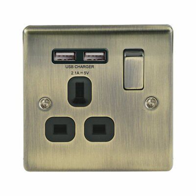 British General Antique brass effect USB socket, 2 x | DIY at B&Q