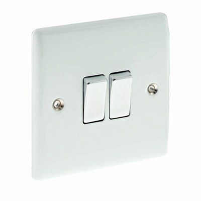 British General White 10A 2 way Switch
