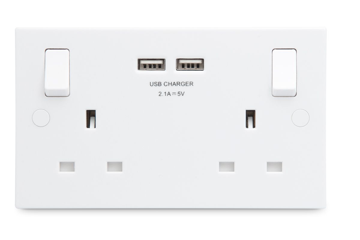British General White Double USB socket, 2 x 2.1A USB