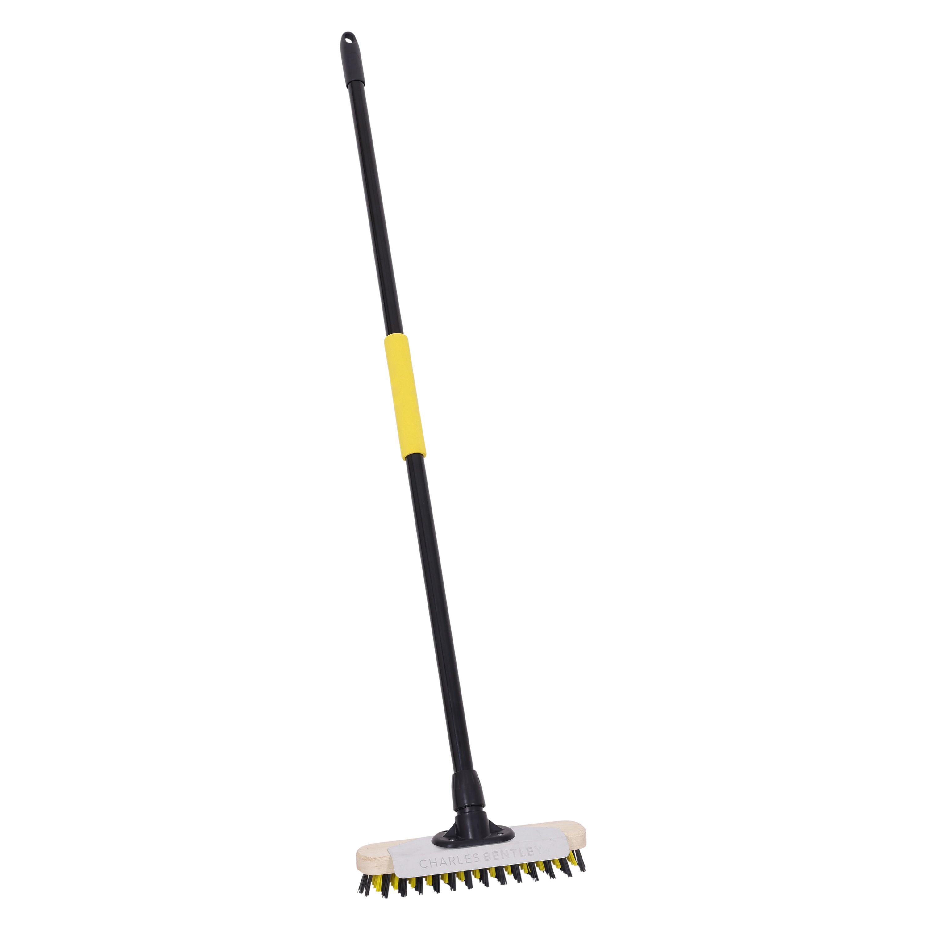 Bulldozer Straight Stiff Polyethylene Outdoor Floor Scrub & scraper, (W ...