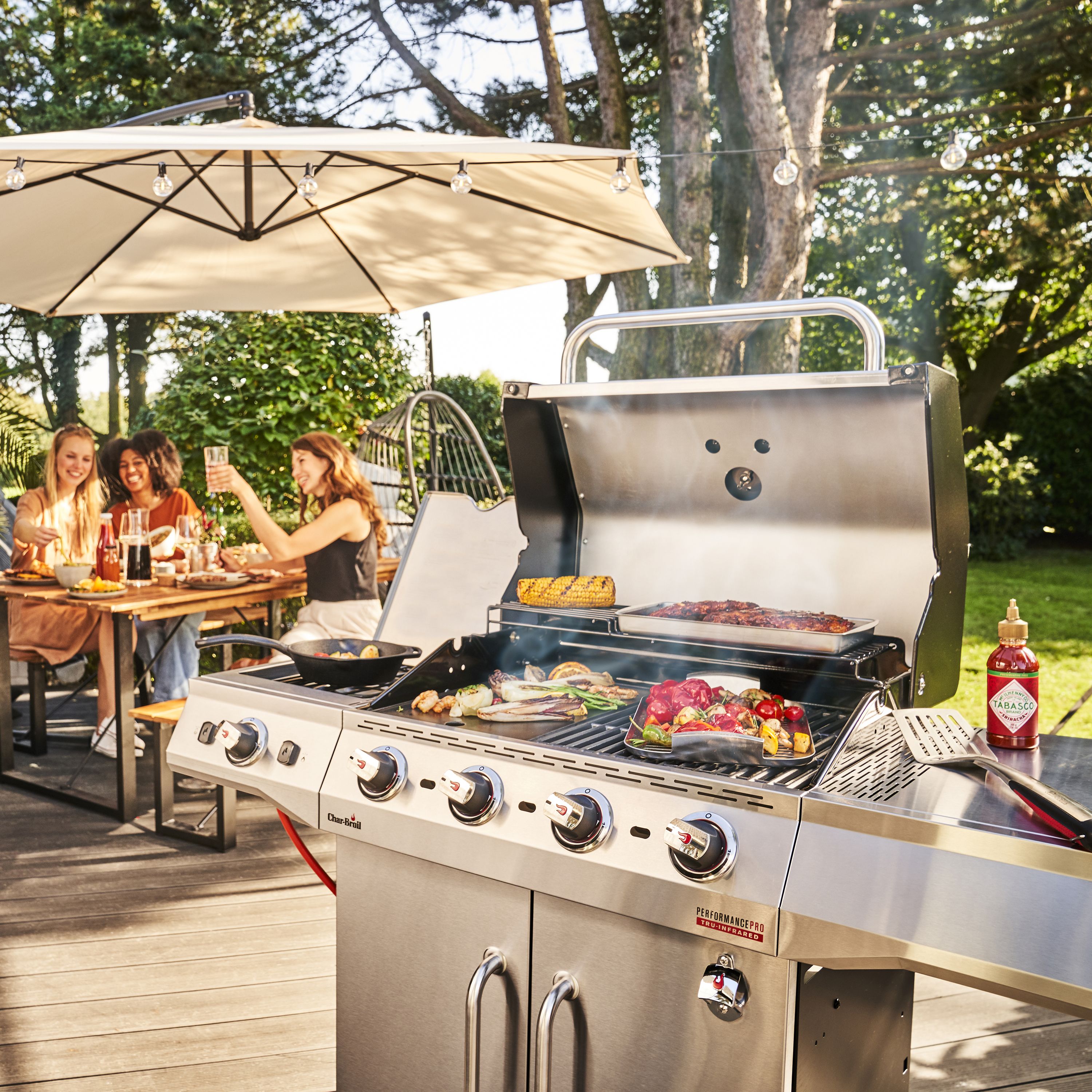 Char-Broil Performance Pro 0226 Stainless Steel 4 burner Gas BBQ