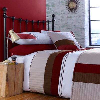 Chartwell Boston Striped Red Double Bedding set | DIY at B&Q