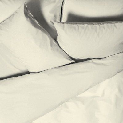 Chartwell Easy care Plain Cream Single Bedding set