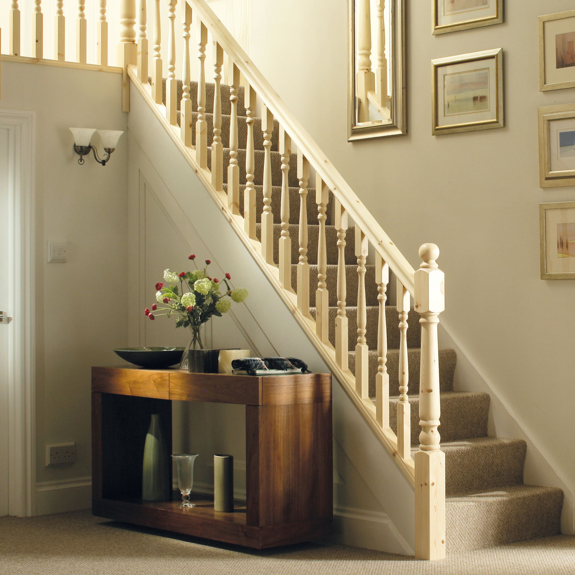Cheshire Mouldings Natural Pine Cottage loaf 41mm Handrail, (L)2400m (H ...