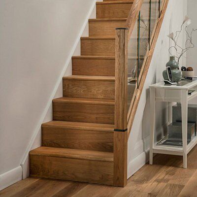 Cheshire Mouldings Tread & riser kit, (L)1m (W)300mm | DIY at B&Q