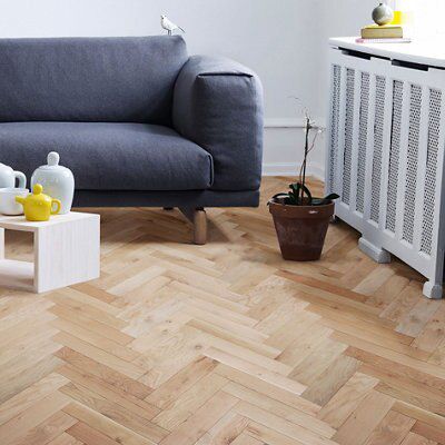 Colours Harmony Natural Oak Solid wood Solid wood flooring , (W)90mm ...