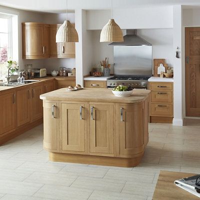 Cooke Lewis Carisbrooke Natural Oak effect Straight Plinth L 3050mm
