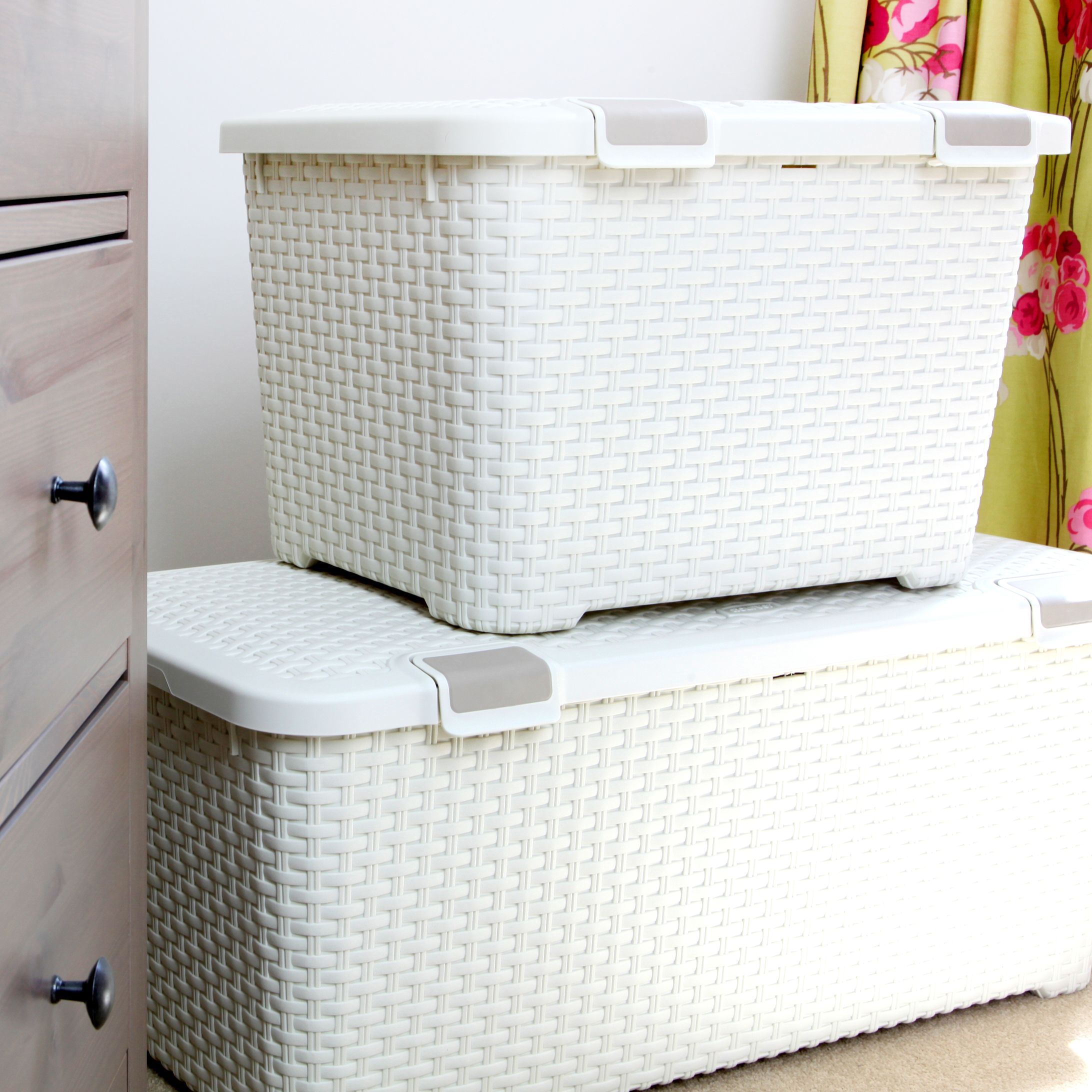 Curver Vintage white 84L Storage trunk & Lid