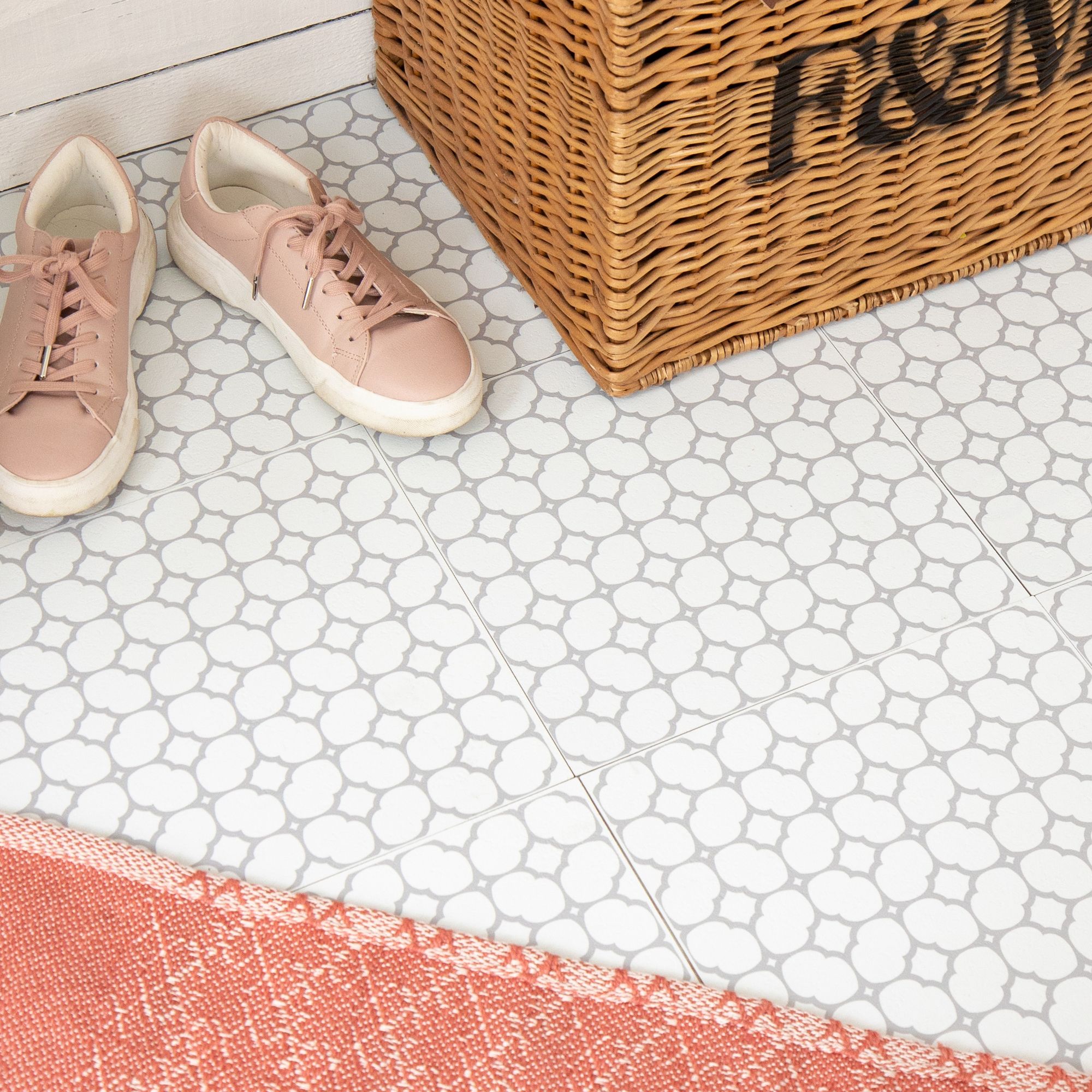 D-C-Fix Bloomy Grid Grey & white Patterned Mosaic effect Self-adhesive ...