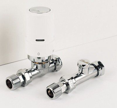 Danfoss Chrome-plated Thermostatic Radiator valve | DIY at B&Q
