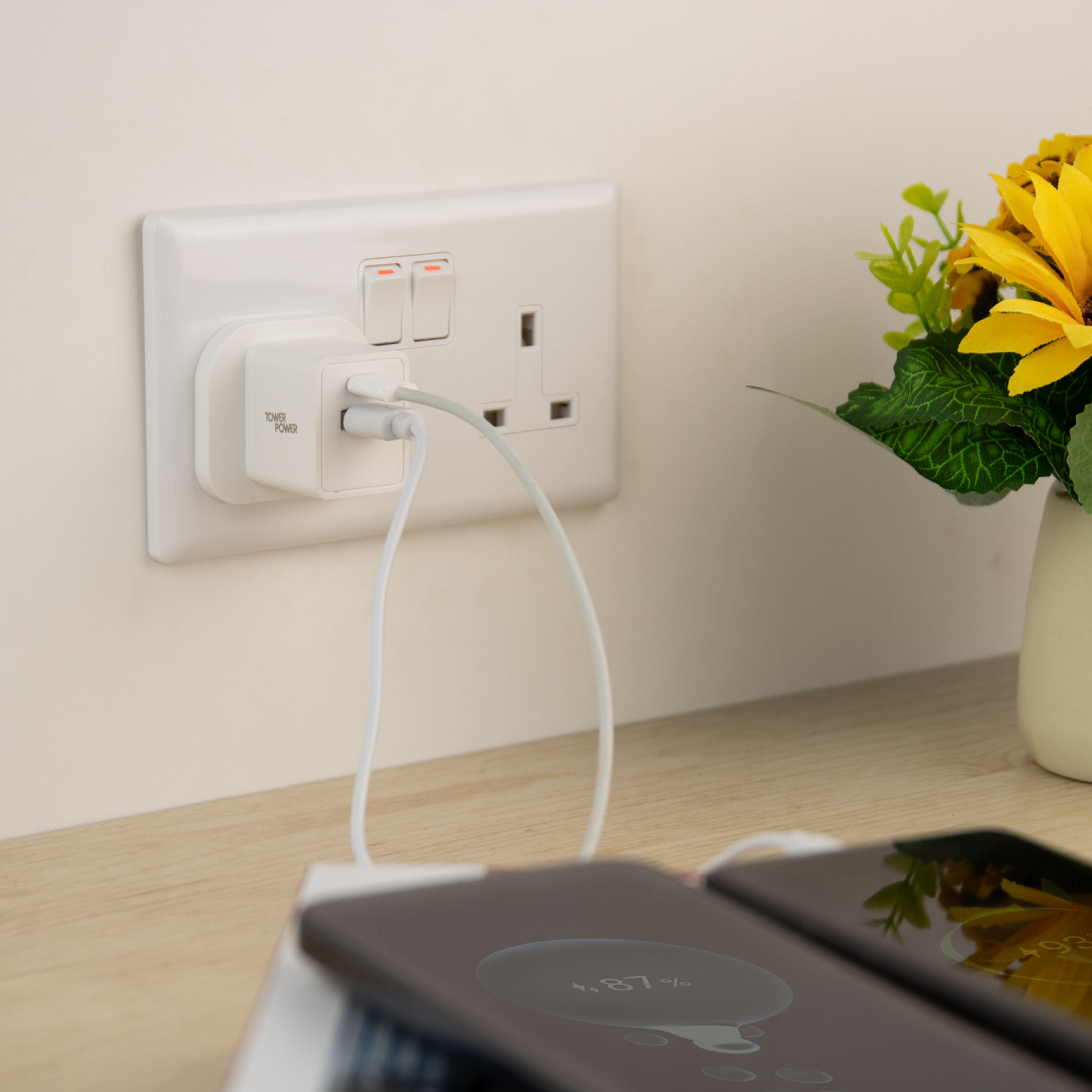 Deta 3A USB adaptor plug