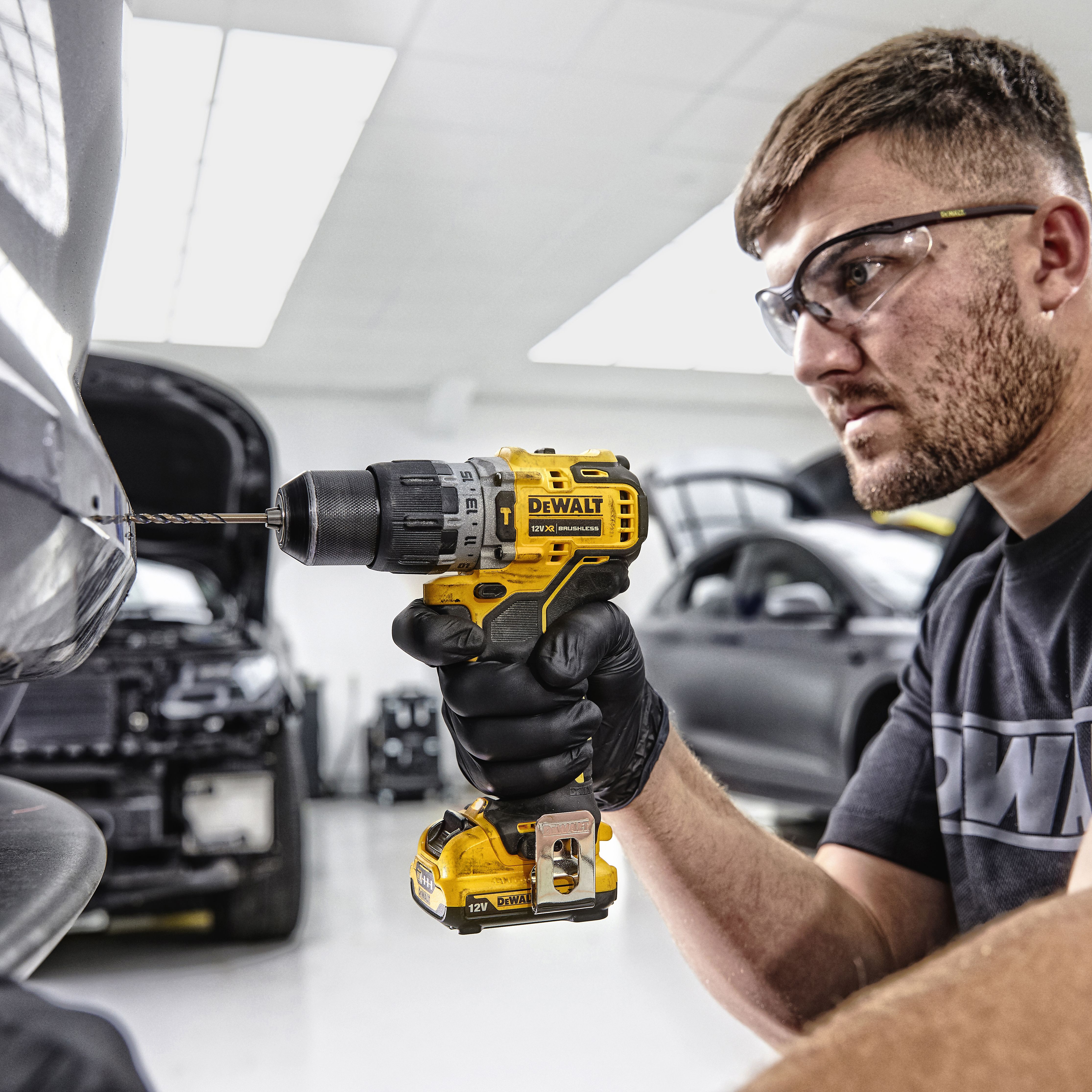 DeWalt 12V Li ion Cordless Percussion drill 2 x 2Ah DCD706D2 GB