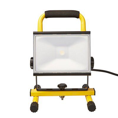 Diall Mains-powered LED Work light 20W 220-240V 1700lm | DIY at B&Q