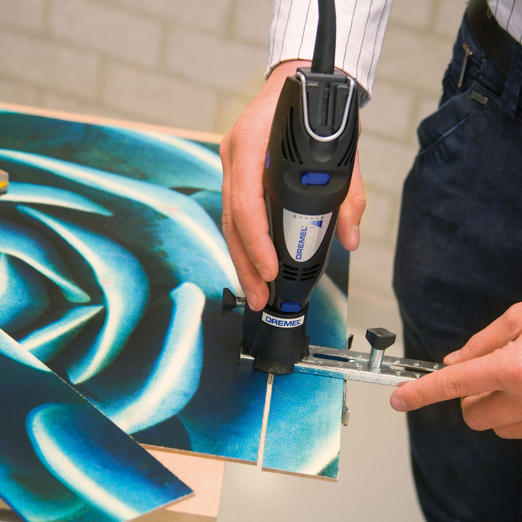 Dremel Line & circle cutter attachment | DIY at B&Q