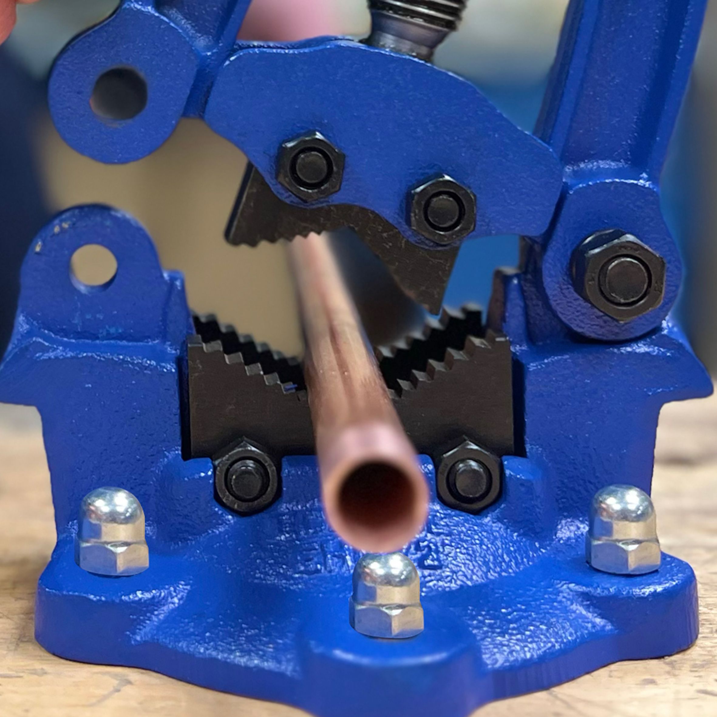 Eclipse Professional Tools 10-60mm Hinged pipe vice