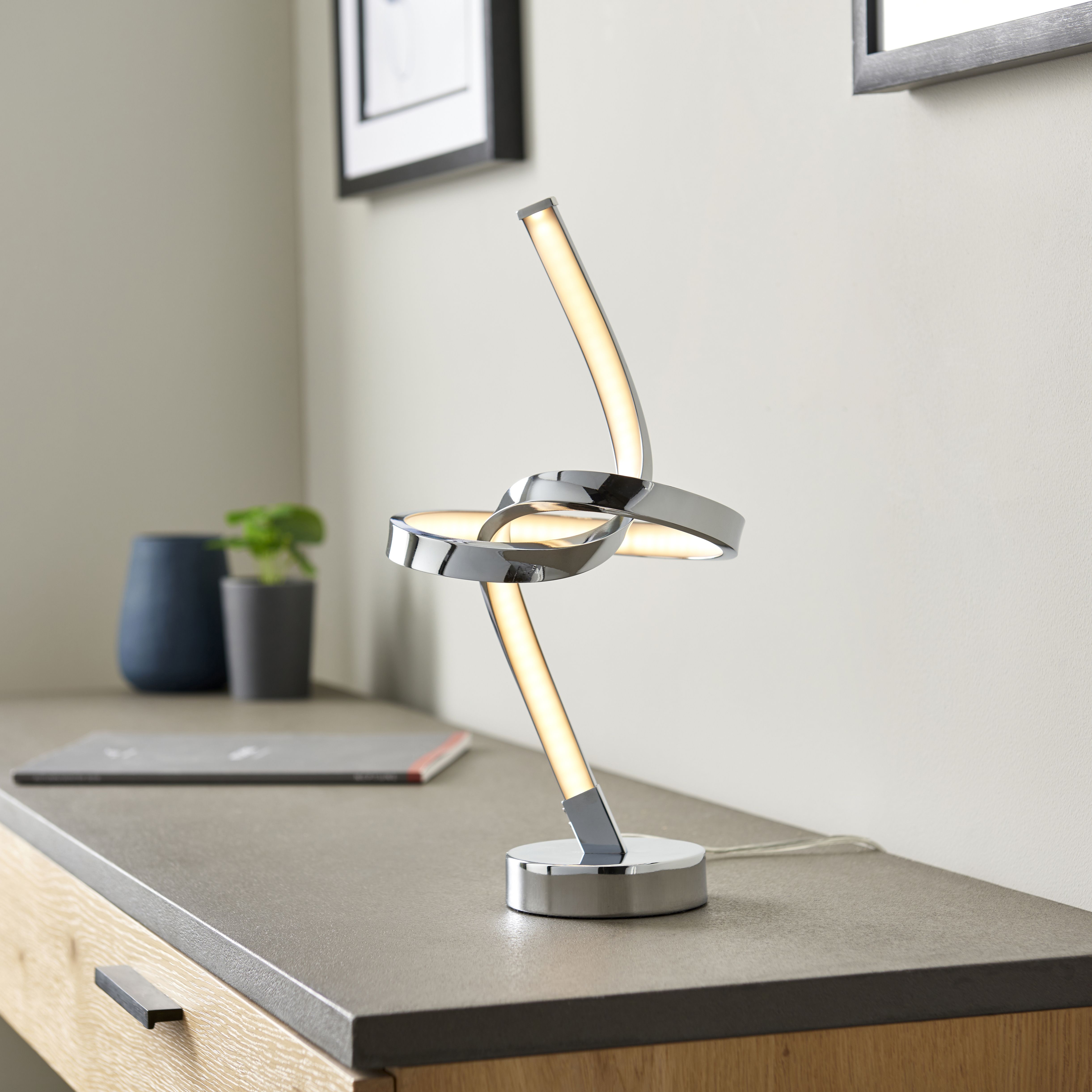 Endor Silver Integrated LED Table lamp