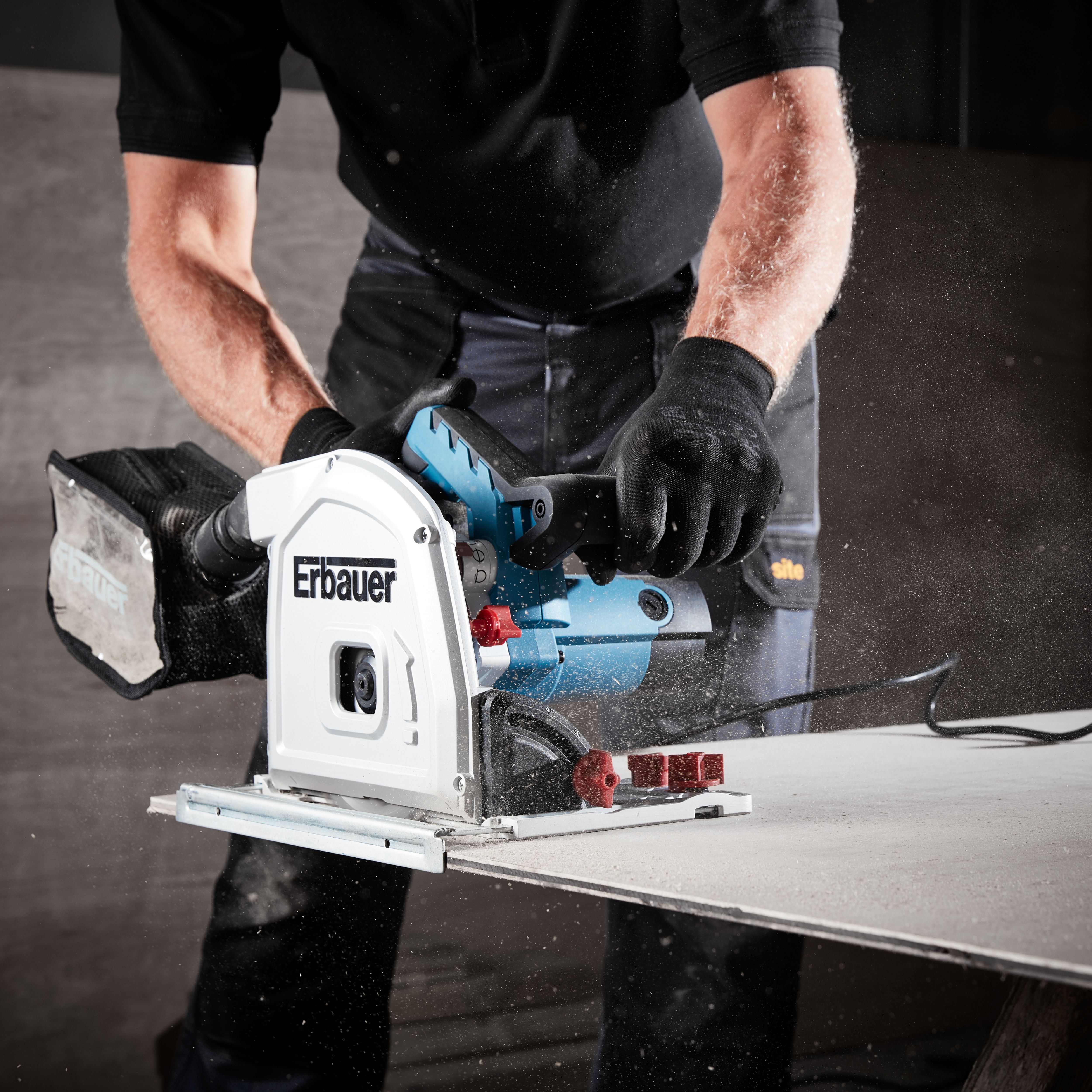 Erbauer 1400W 220 240V 185mm Corded Plunge saw ERB690CSW